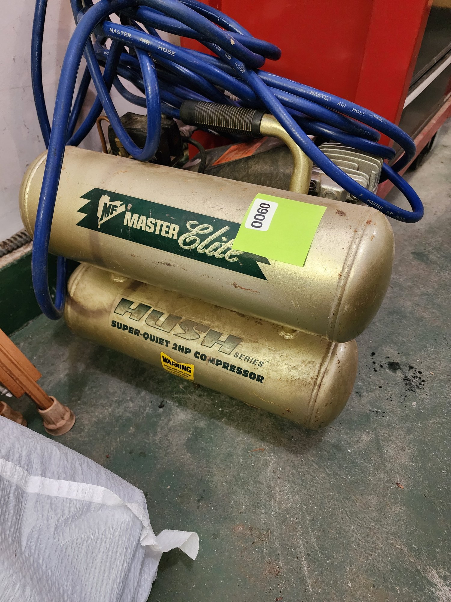 060 - MASTER ELITE AIR COMPRESSOR #21774 | Auctionninja.com