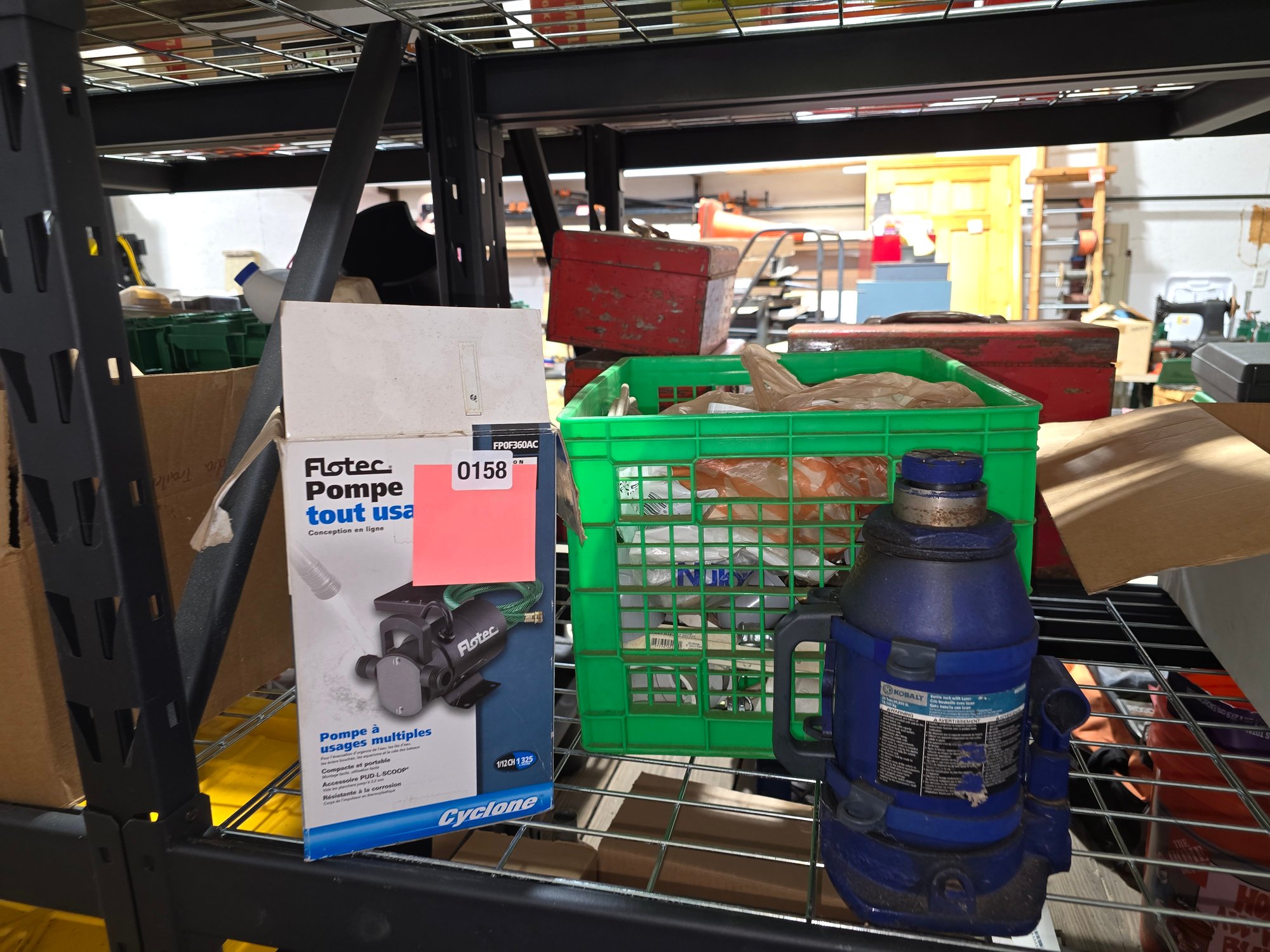 158 - Flote Pompe And Crate Of Items And Blue Pump - Tool Boxes Not ...