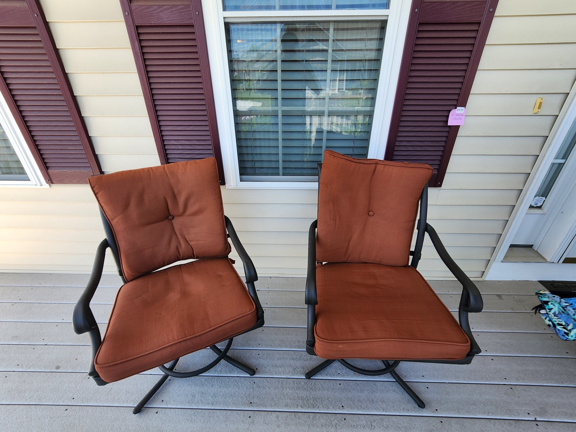 177 - PAIR OF SWIVEL PATIO CHAIRS WITH RUST CUSHIONS #27574 ...