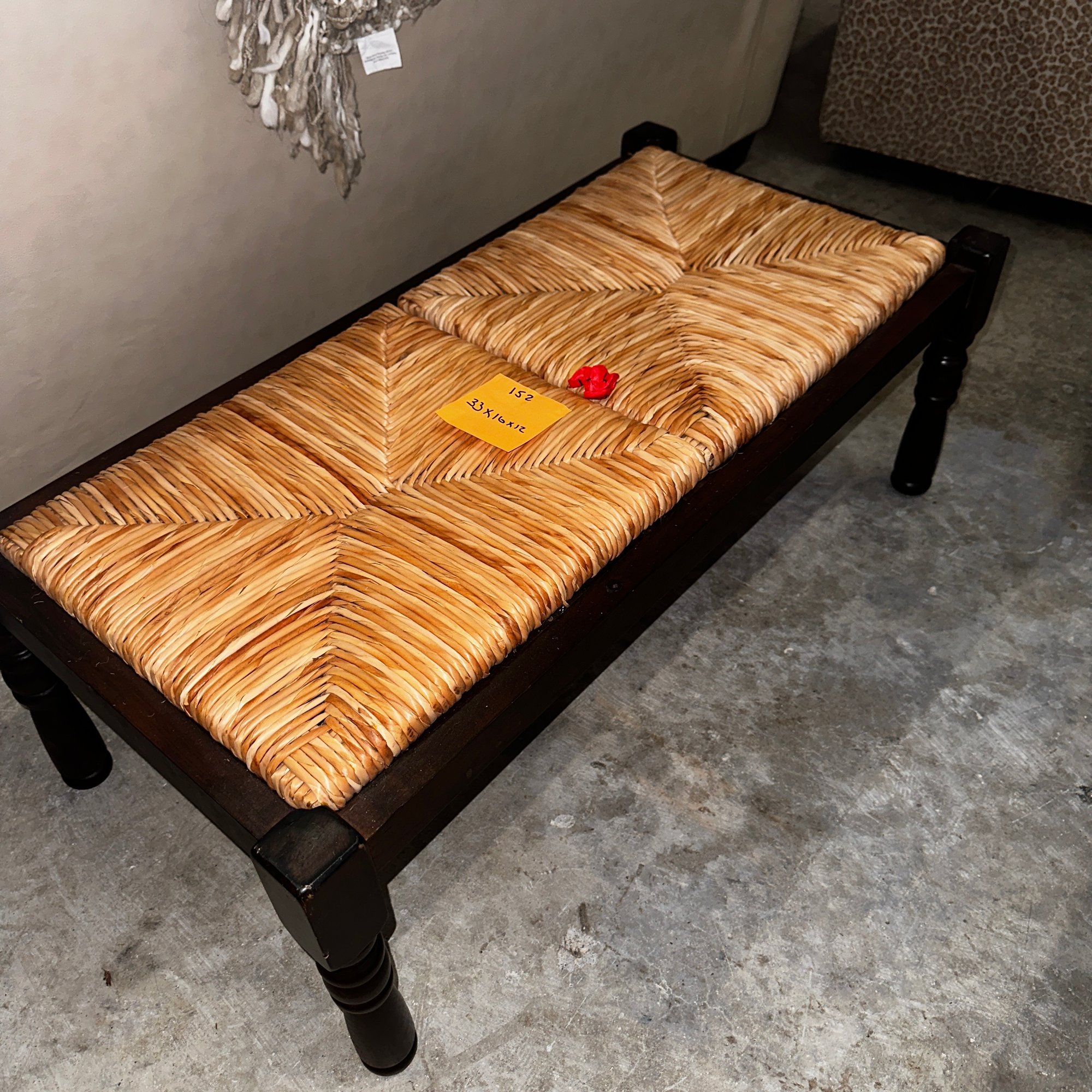 152 -SMALLER BENCH #14547 | Auctionninja.com