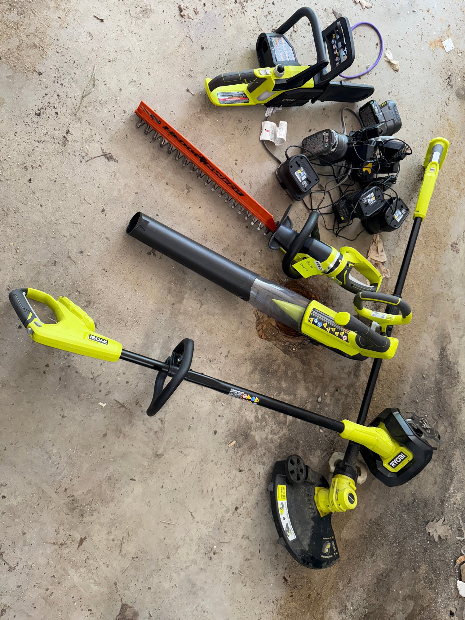 124 - Ryobi Cordless Yard Tools With Batteries And Chargers #28716 ...