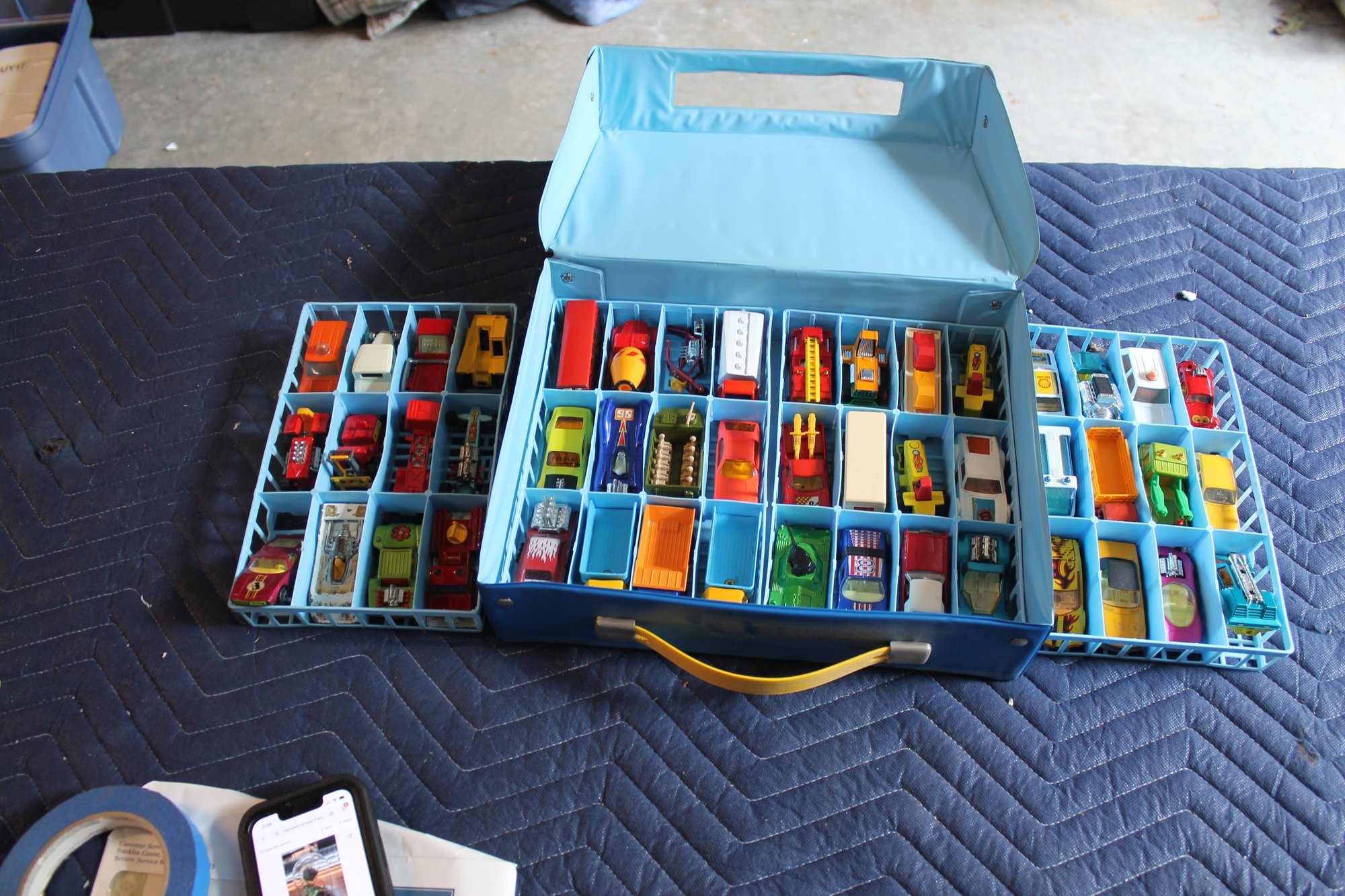 213 ~ Vintage Lot Matchbox Cars / Others With Case #21927 ...
