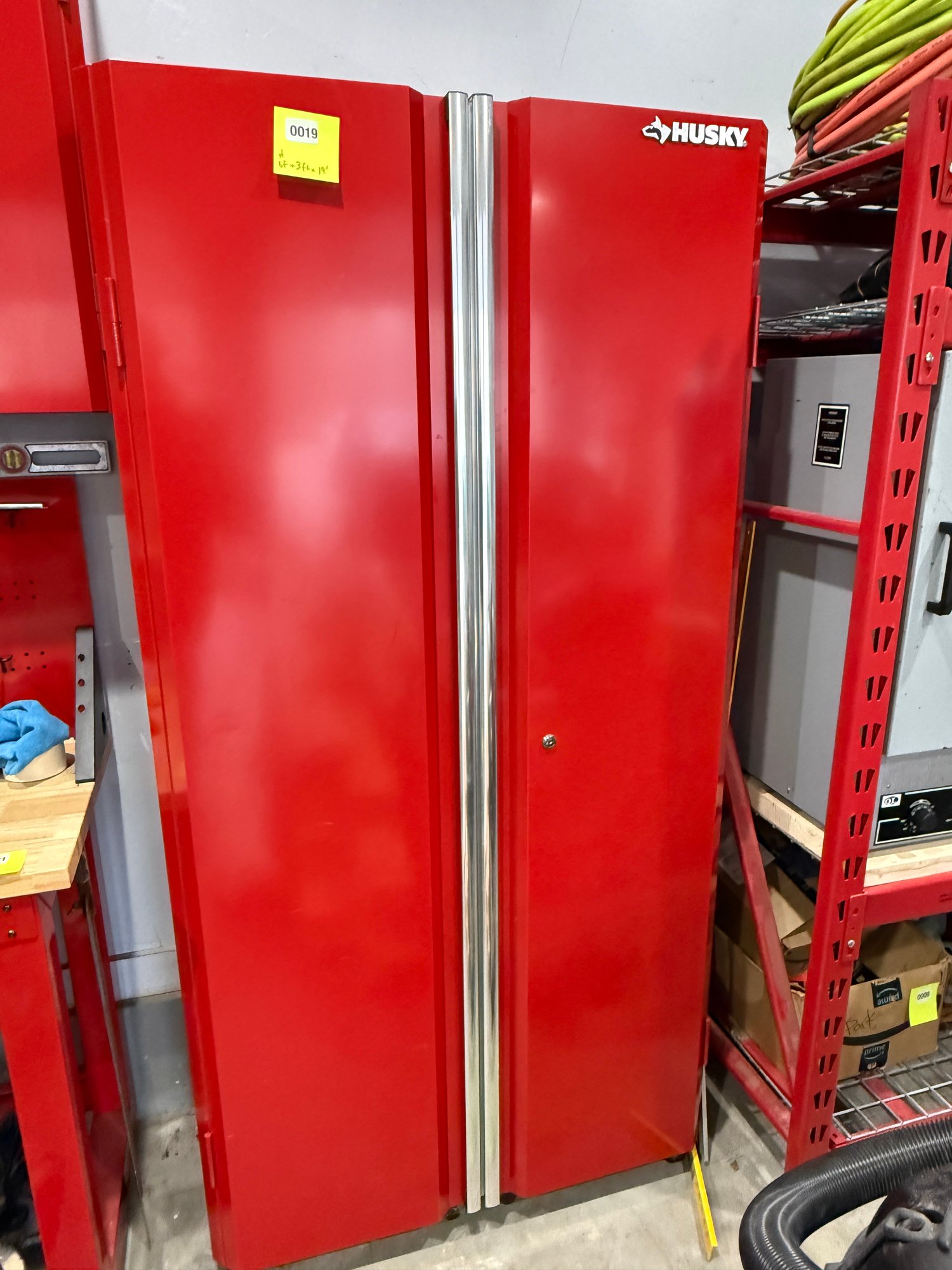 019 - HUSKY METAL STORAGE CABINET #25358 | Auctionninja.com