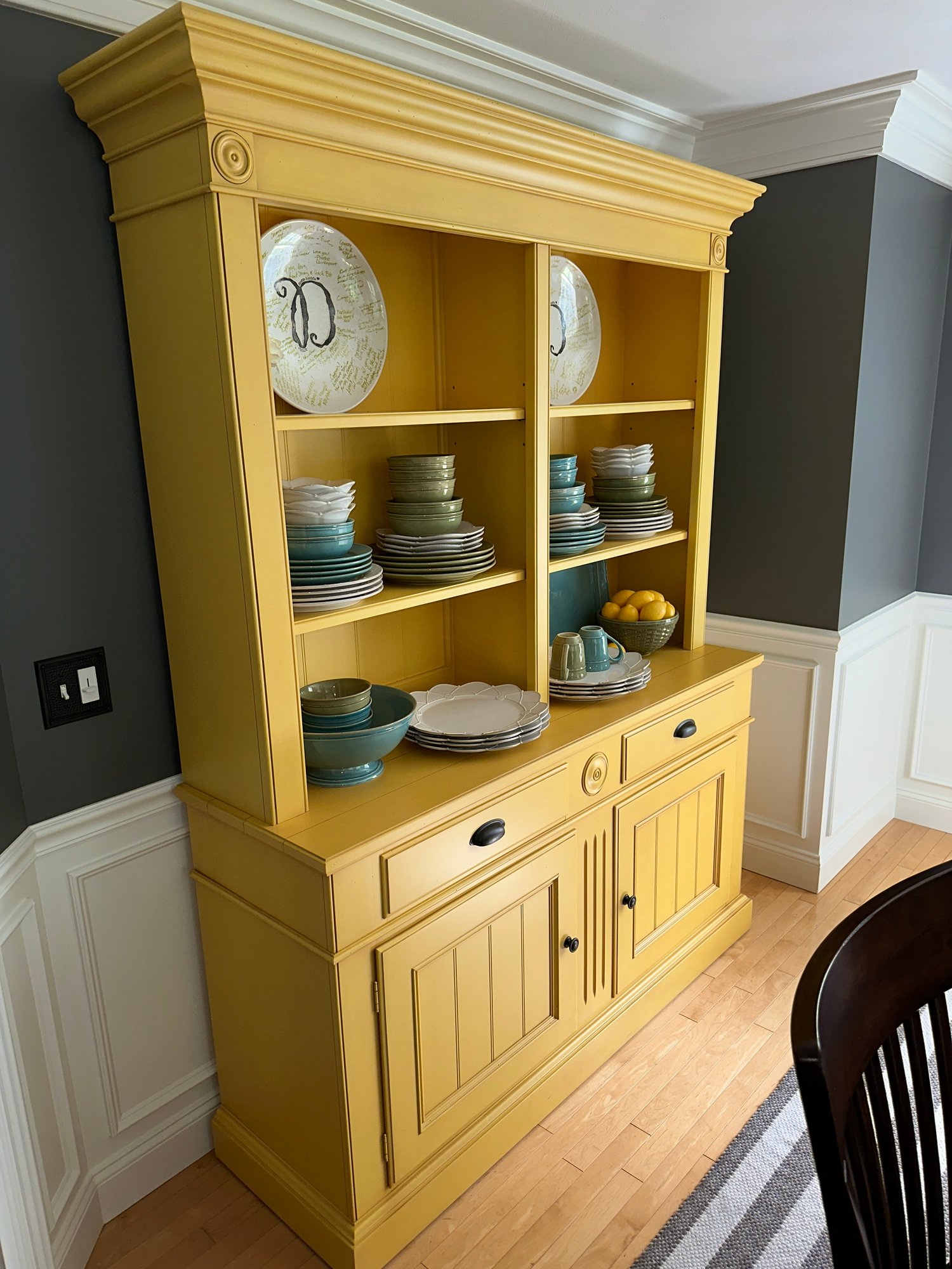 128 - BUFFET & HUTCH: Ethan Allen (custom Finish) #22817 | Auctionninja.com