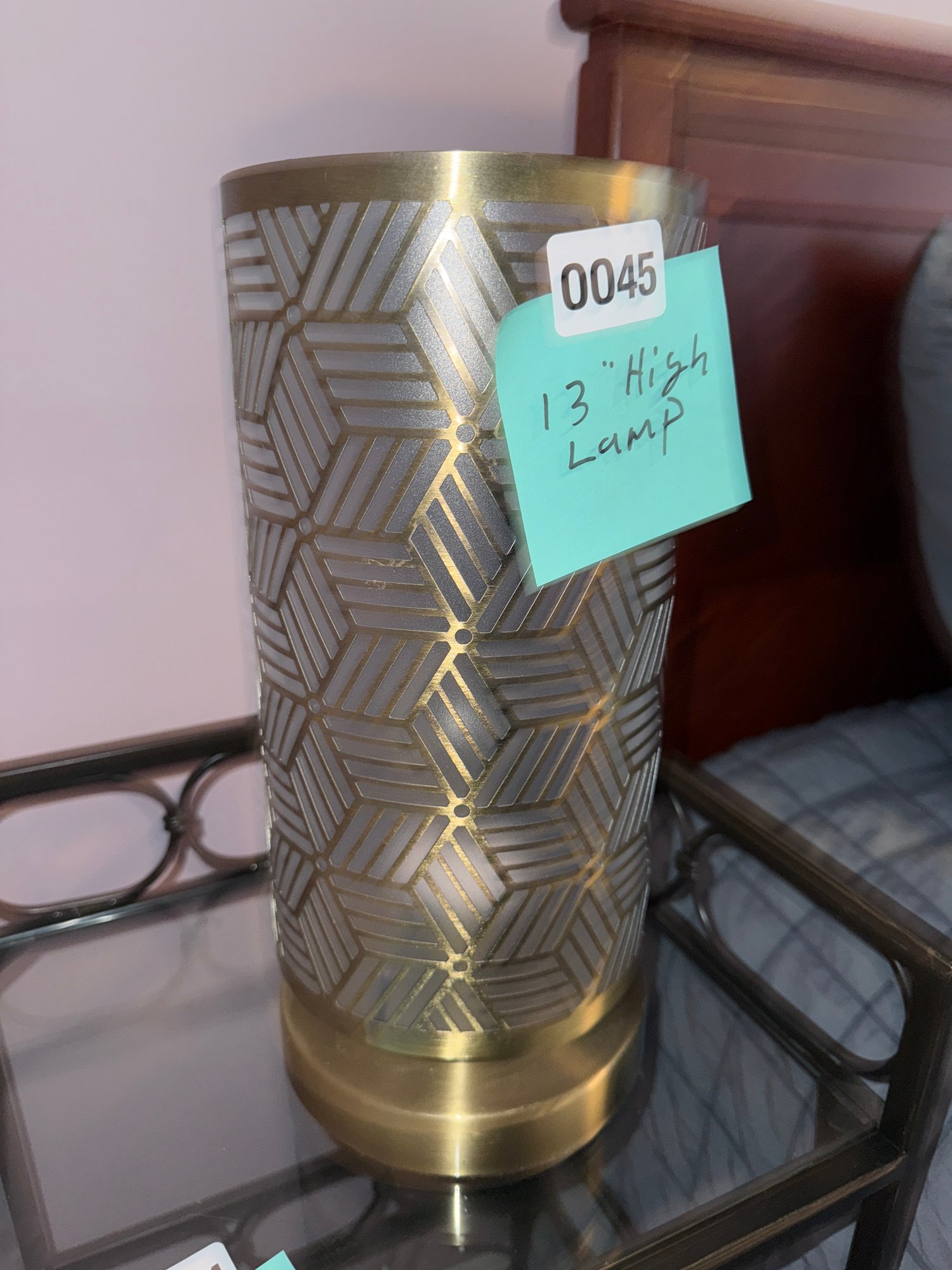 045 - HIGH LAMP #25752 | Auctionninja.com