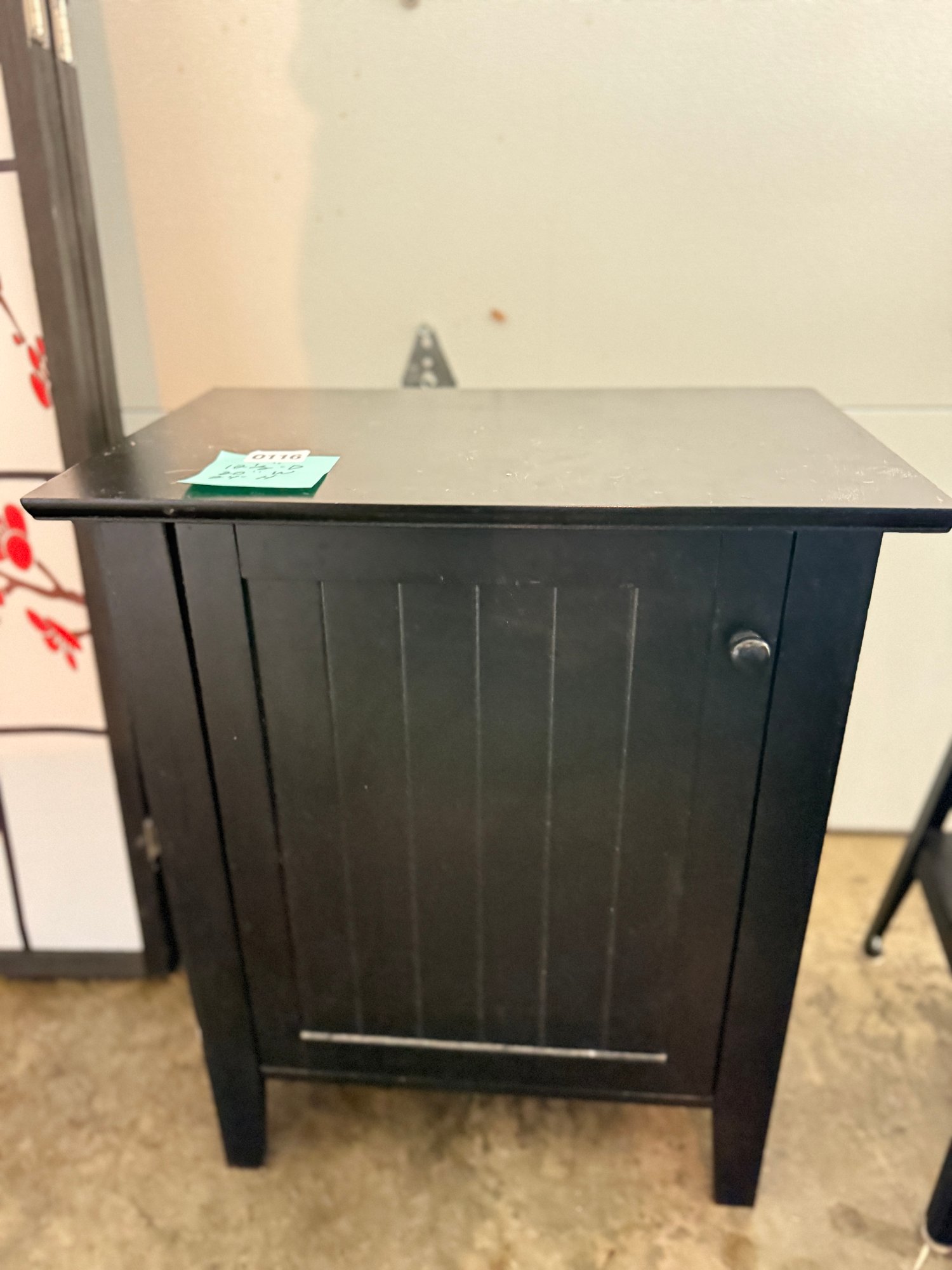 116 - ACCENT STORAGE CABINET #25810 | Auctionninja.com
