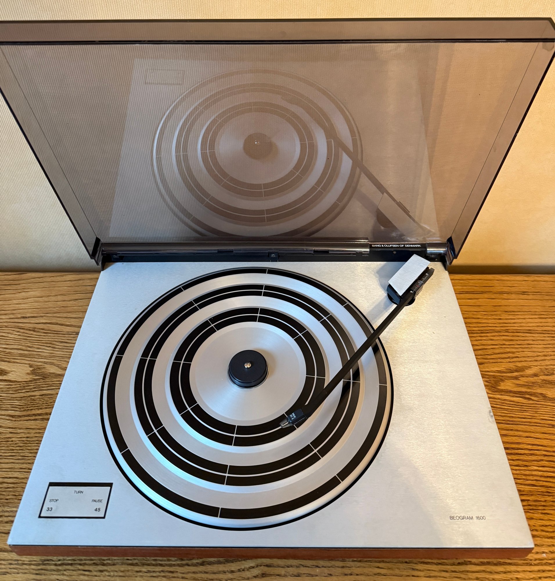 Bang & Olufsen Beogram 1600 Turntable With MMC 20 E Cartridge #215895 ...