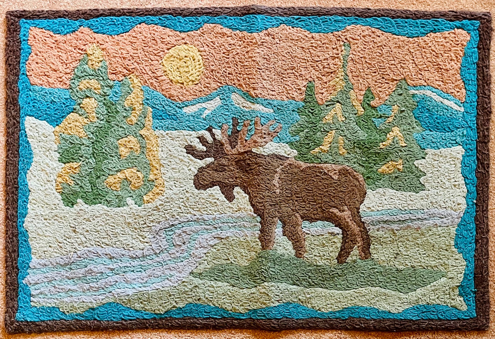 Colorful Hand Hooked Moose Rug #200966 | Auctionninja.com