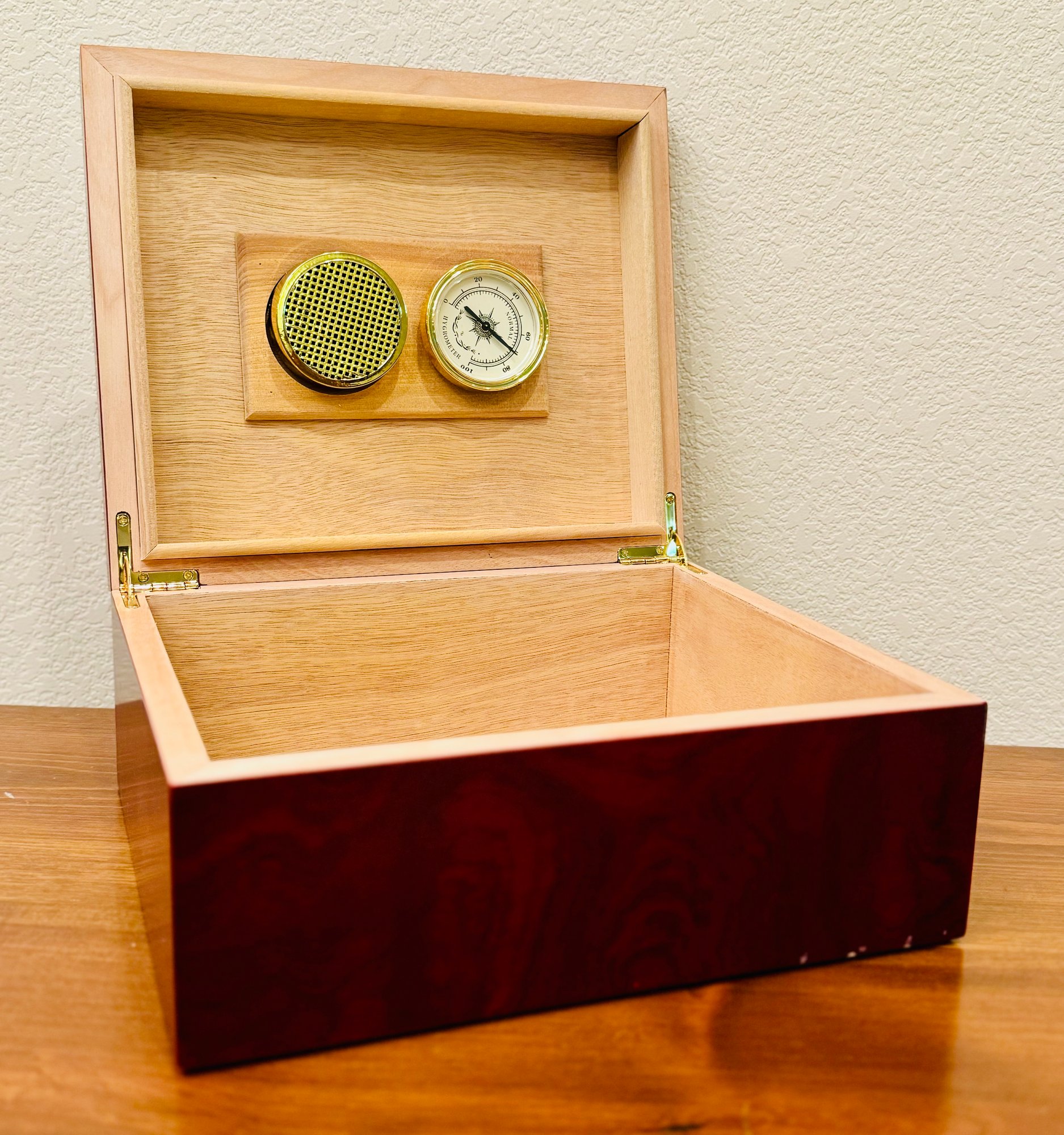 1915 Thompson And Co Wood Cigar Humidor Box With Lighter Fluid #206921 ...