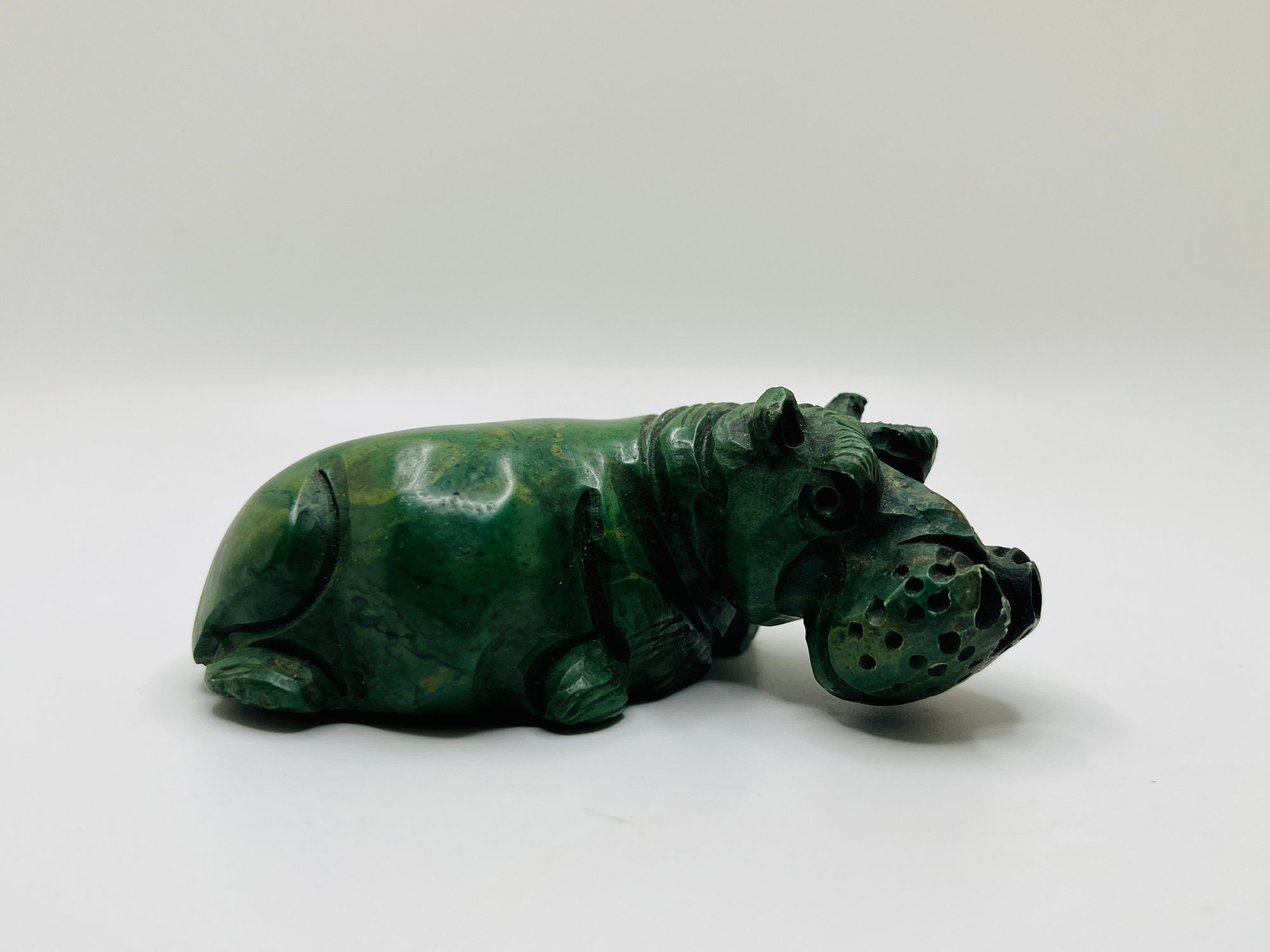 Carved Verdite Hippopotamus Figurine #203683 | Auctionninja.com