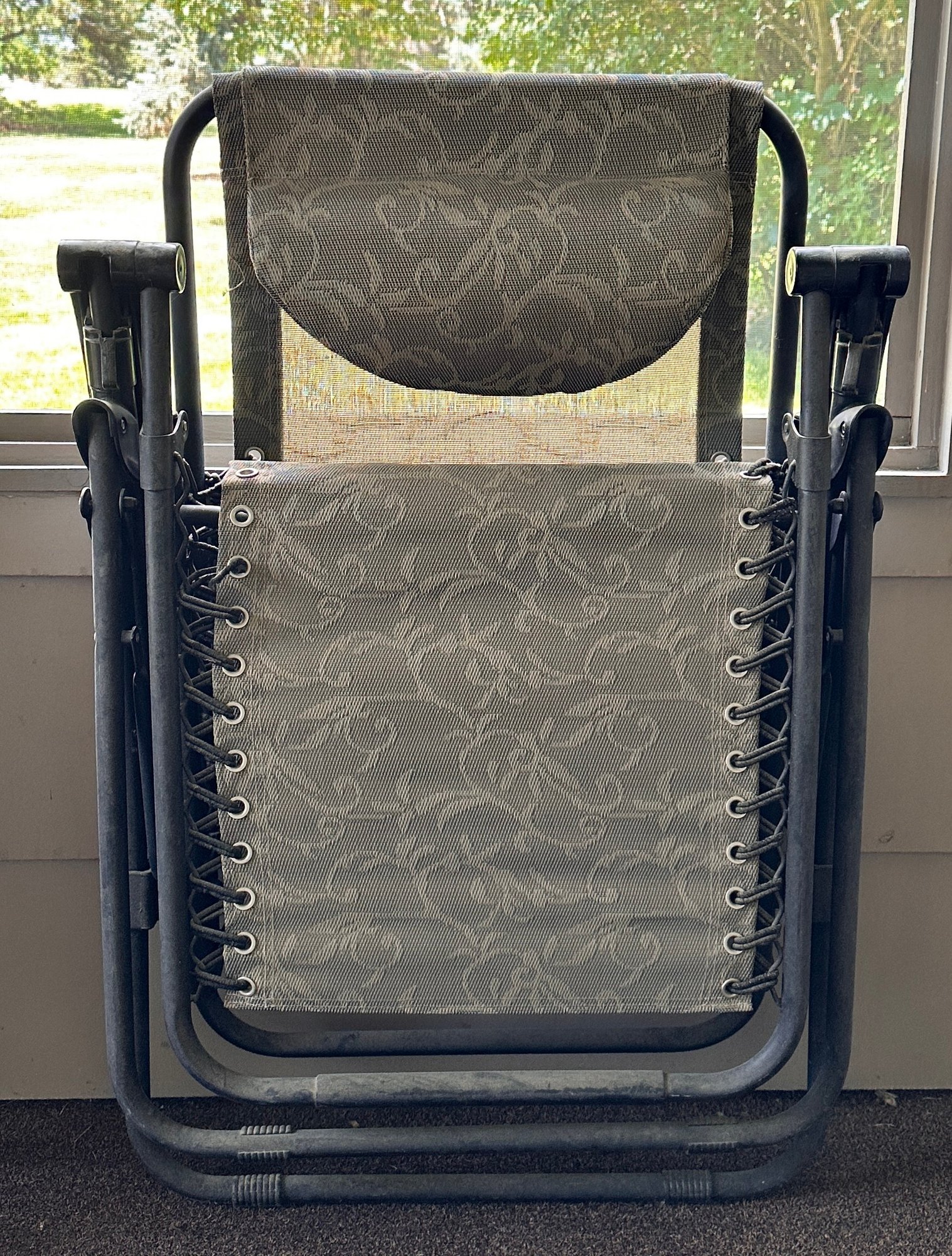 Pair Of Alpine Design Reclining And Foldable Outdoor Patio/pool Chairs ...