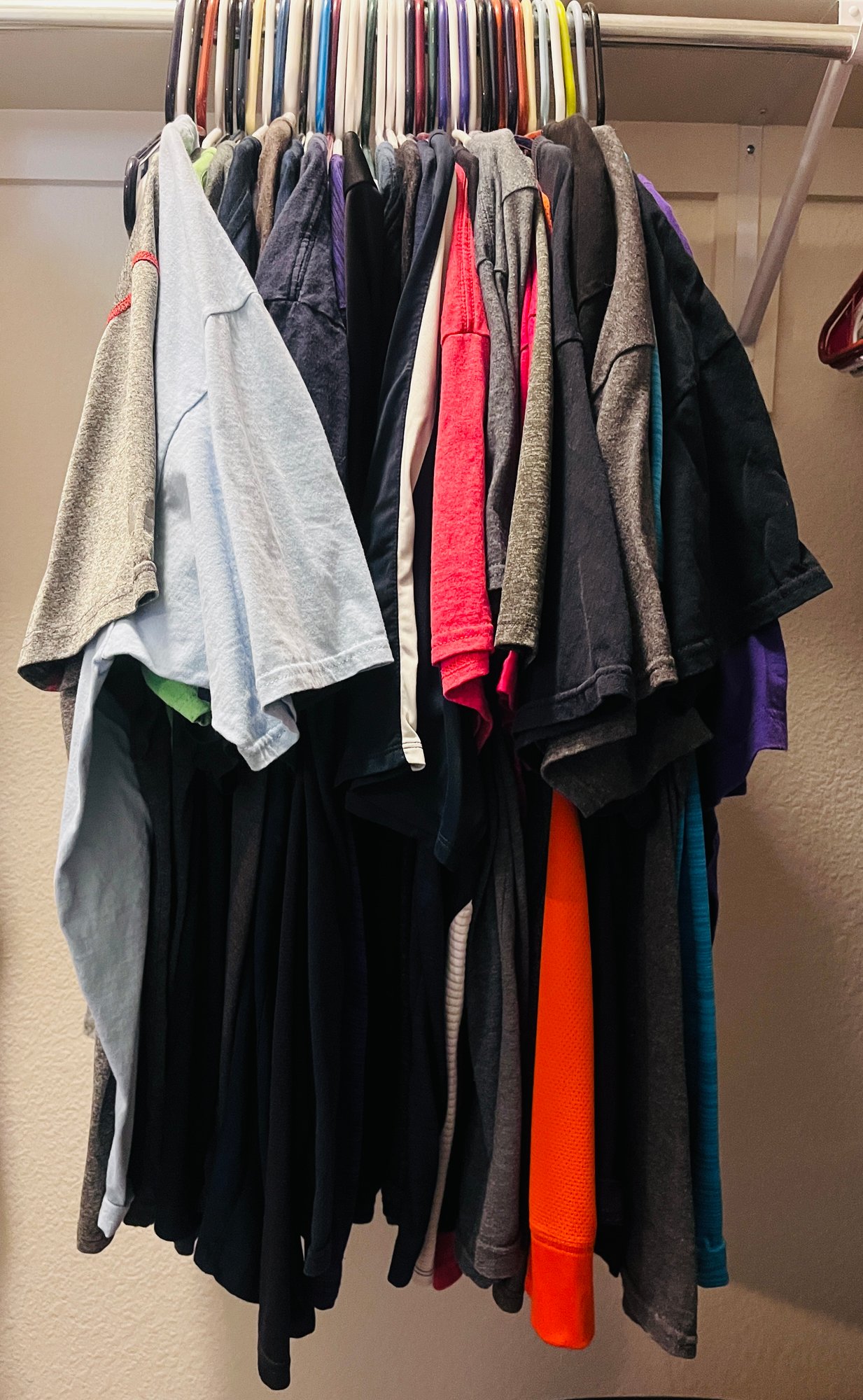 Large Assortment Of Mens Miscellaneous Tee Shirts #220376 ...