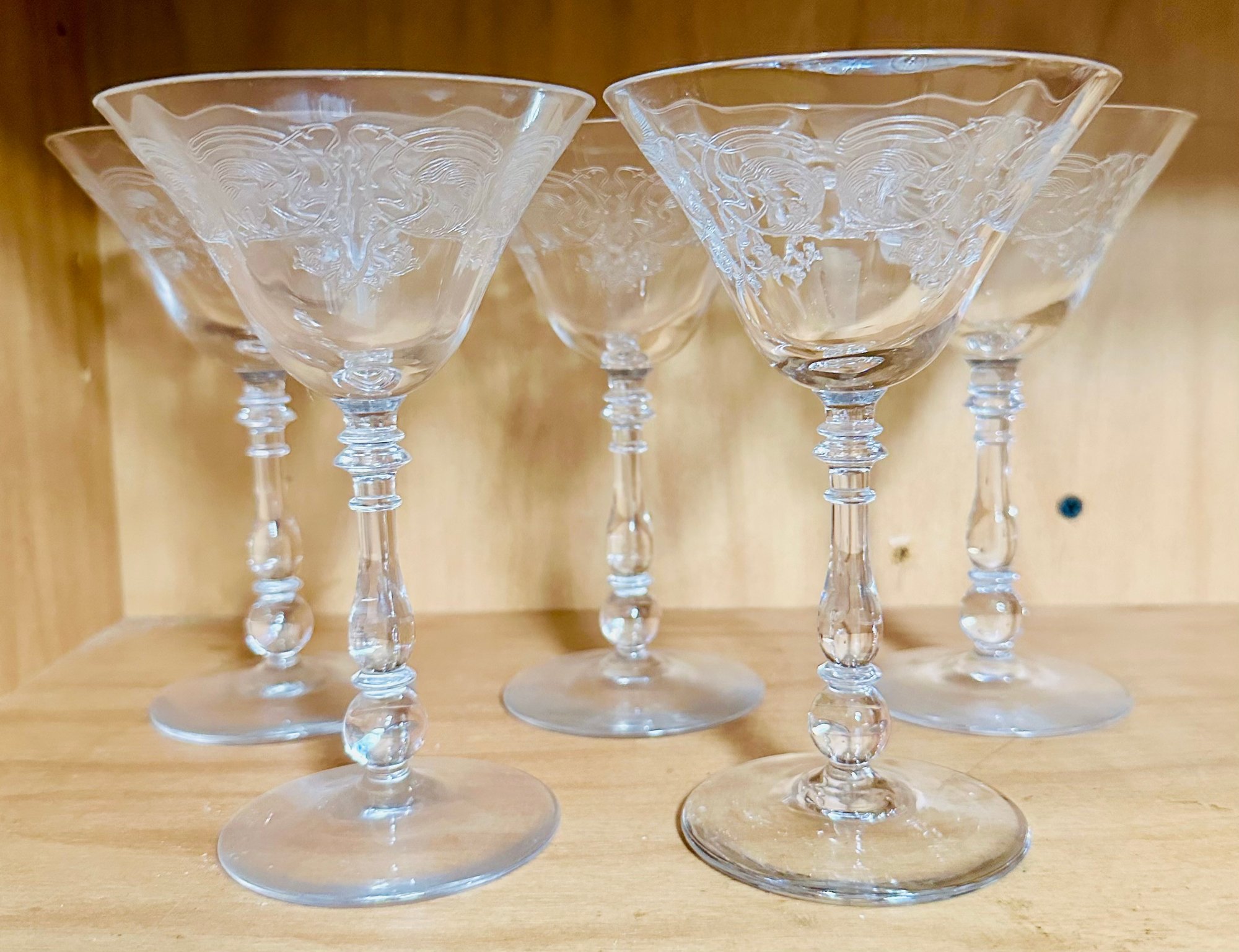 Vintage Etched Glass Cocktail Glasses Set Of 5 #244262 | Auctionninja.com