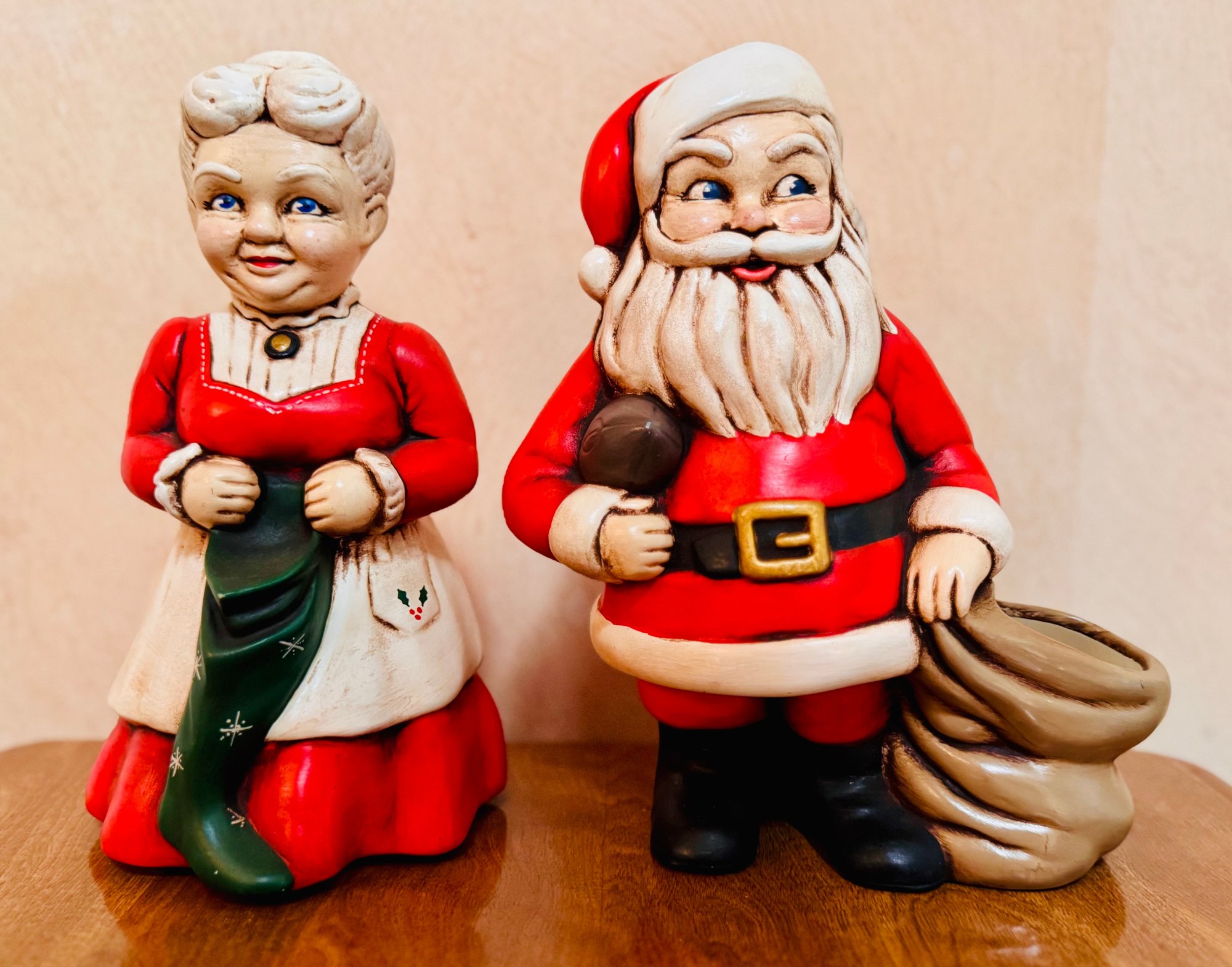 Vintage Atlantic Mold Ceramic Mr. & Mrs Claus Figurines #241441 ...