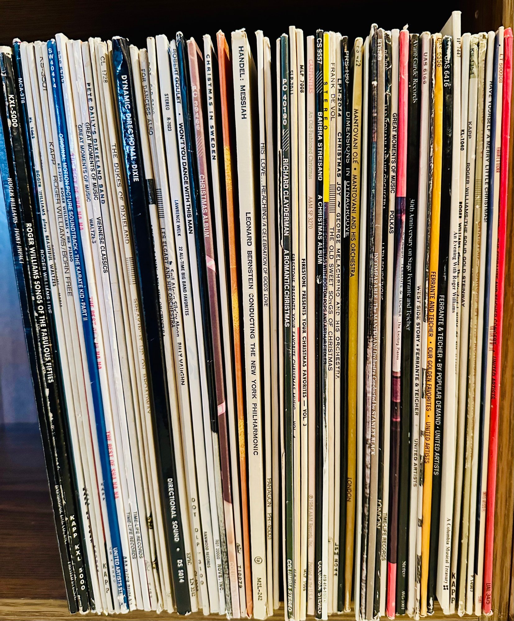 Variety Of Vinyl Records #226824 | Auctionninja.com