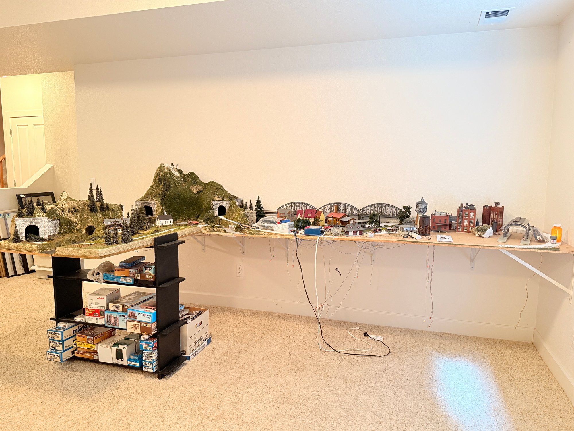 HUGE Marklin Model Train Set- Includes Buildings, Railroad Pieces ...