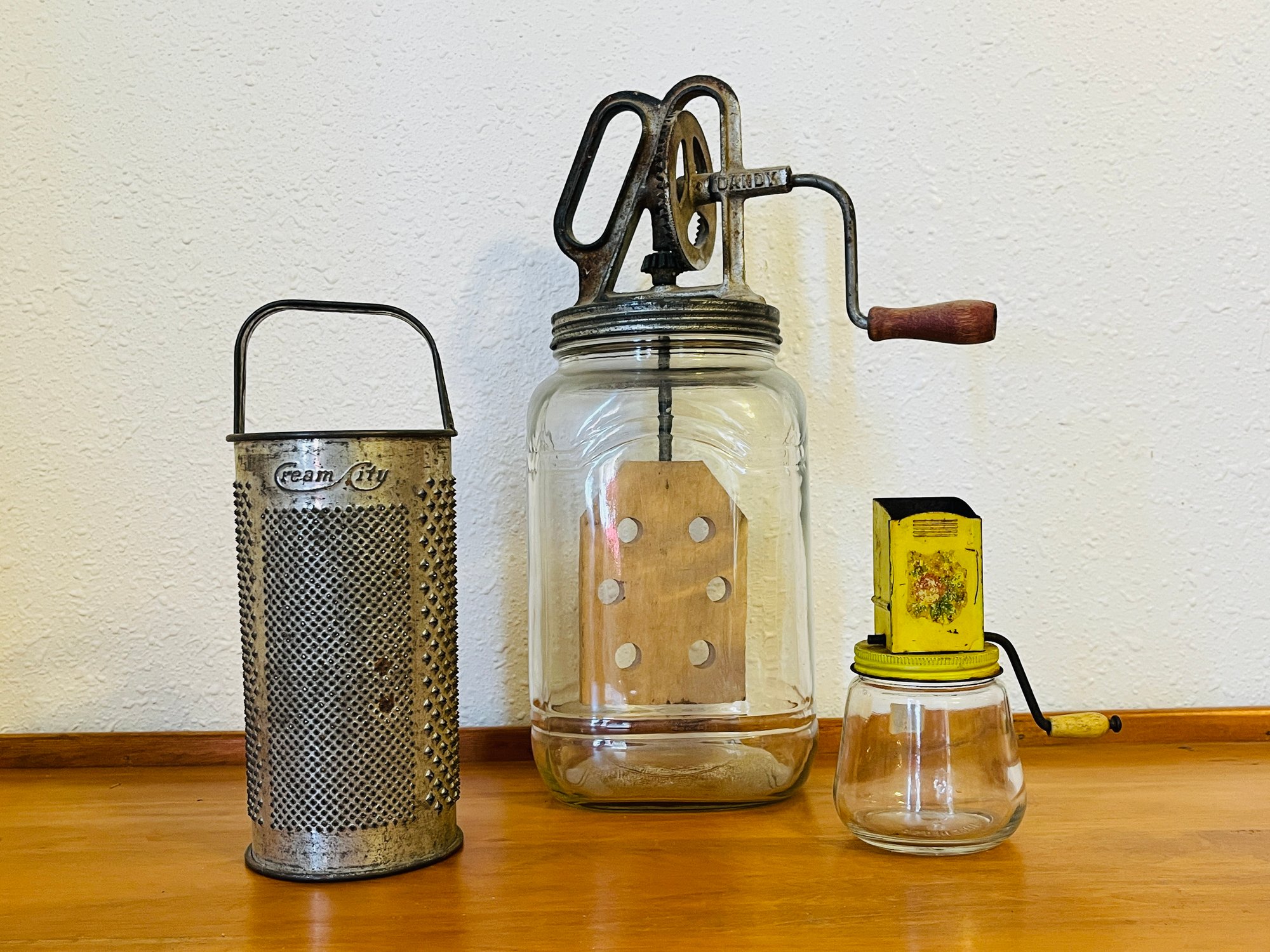 Vintage Butter Churn, Circa 1935 Spice Grater And Cheese Grater #200801 ...