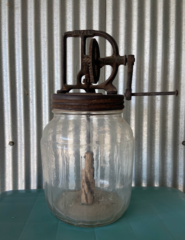 Antique Hand Cranked Butter Churn #207425 | Auctionninja.com