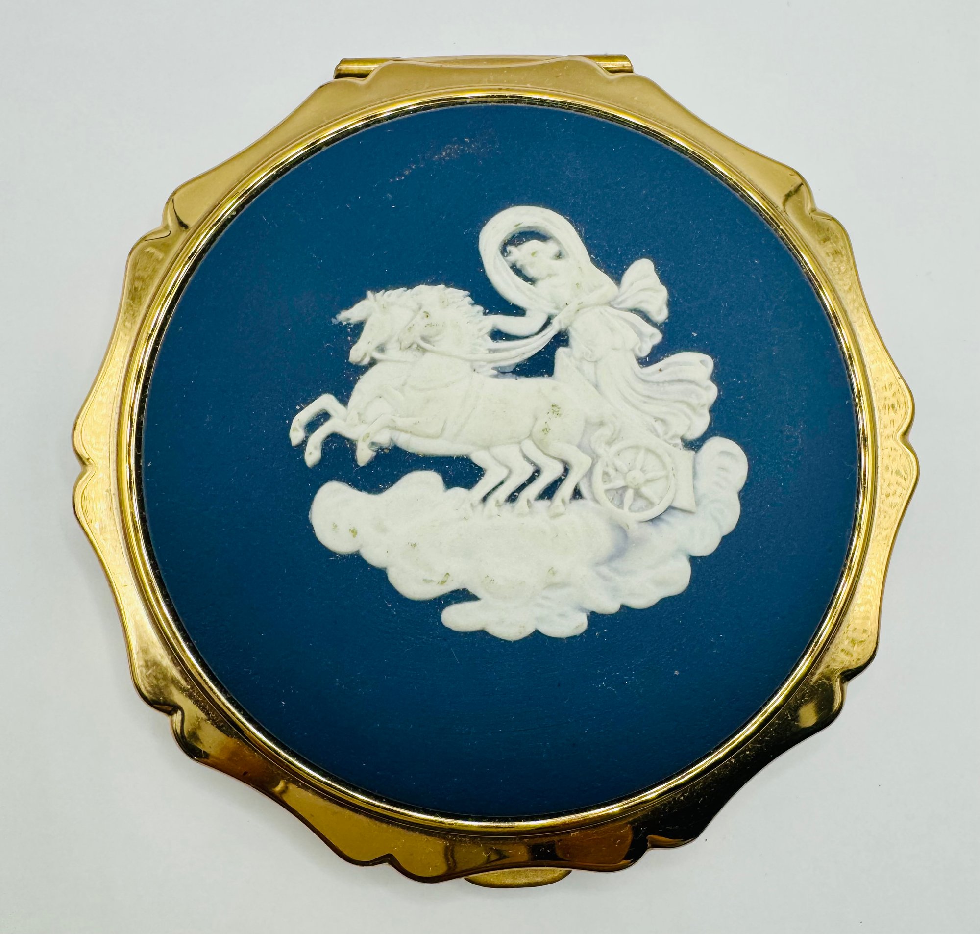 Vintage Stratton Wedgwood Dark Blue & White Jasperware Powder Compact ...