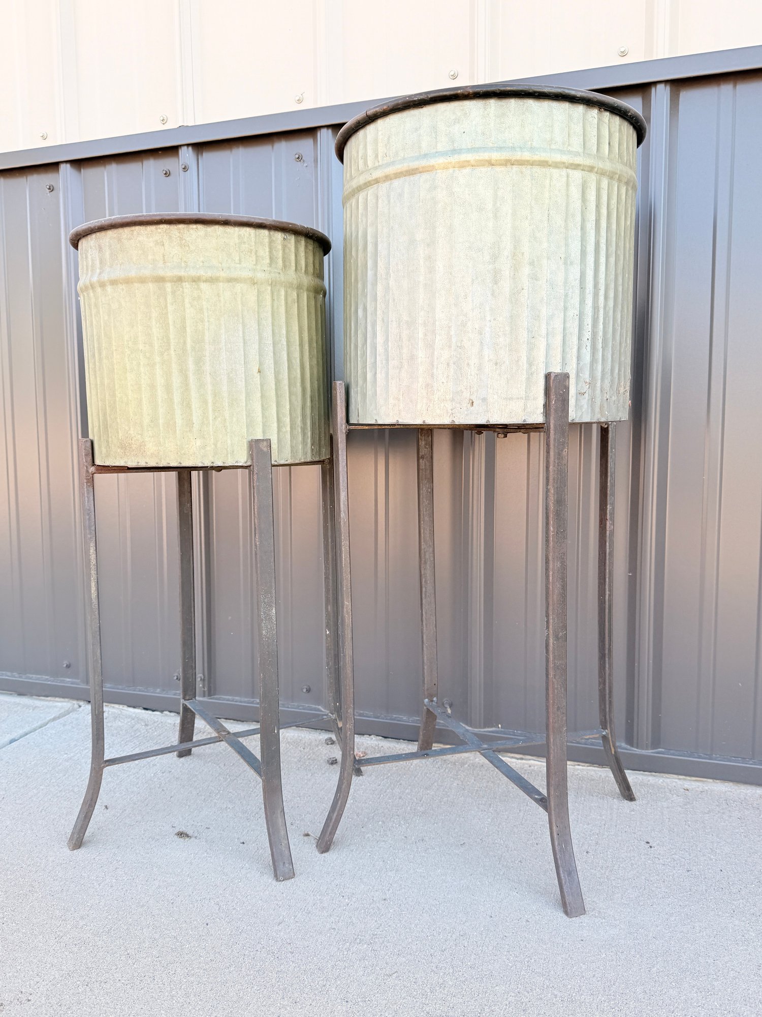 Rustic Metal Planters On Stands #245835 | Auctionninja.com