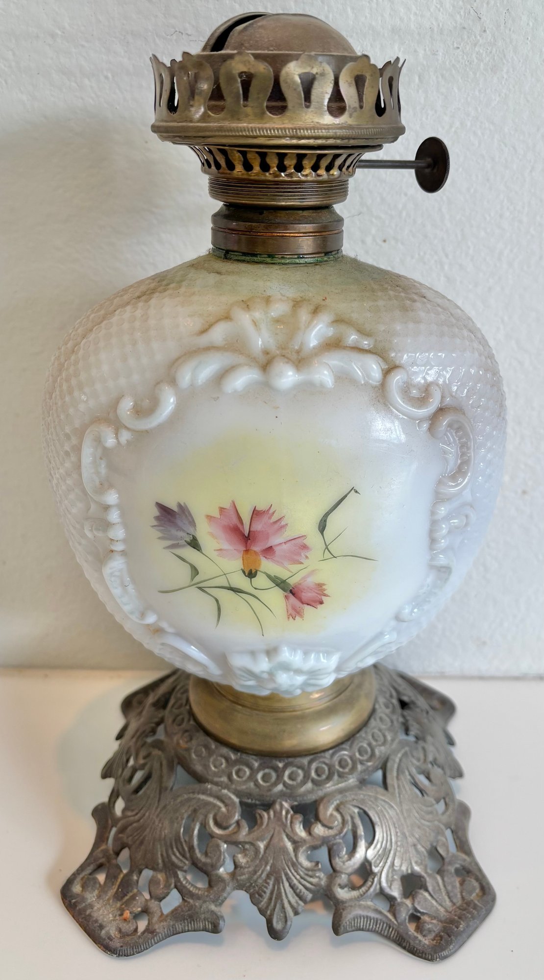 Antique Oil Lamp Base #217203 | Auctionninja.com