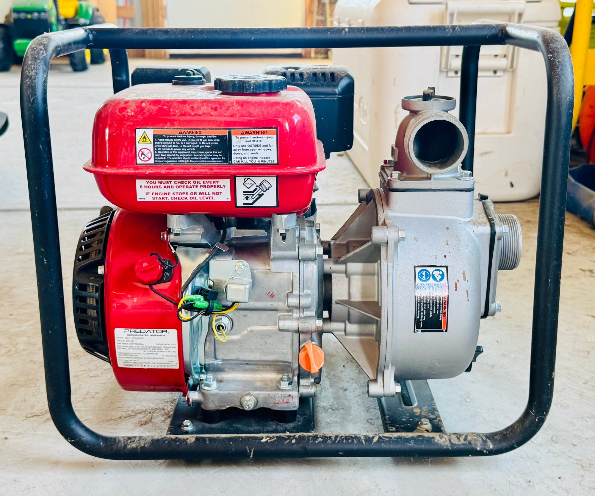 Predator Gasoline Powered 2 Inch Intake/discharge Water Pump #245758 ...