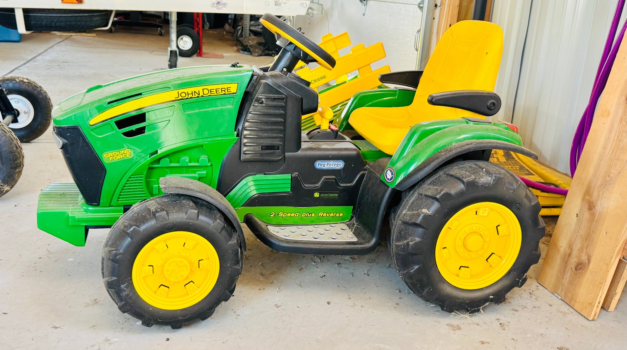 Peg Perego John Deere Ground Force Battery Operated Tractor For Kids ...
