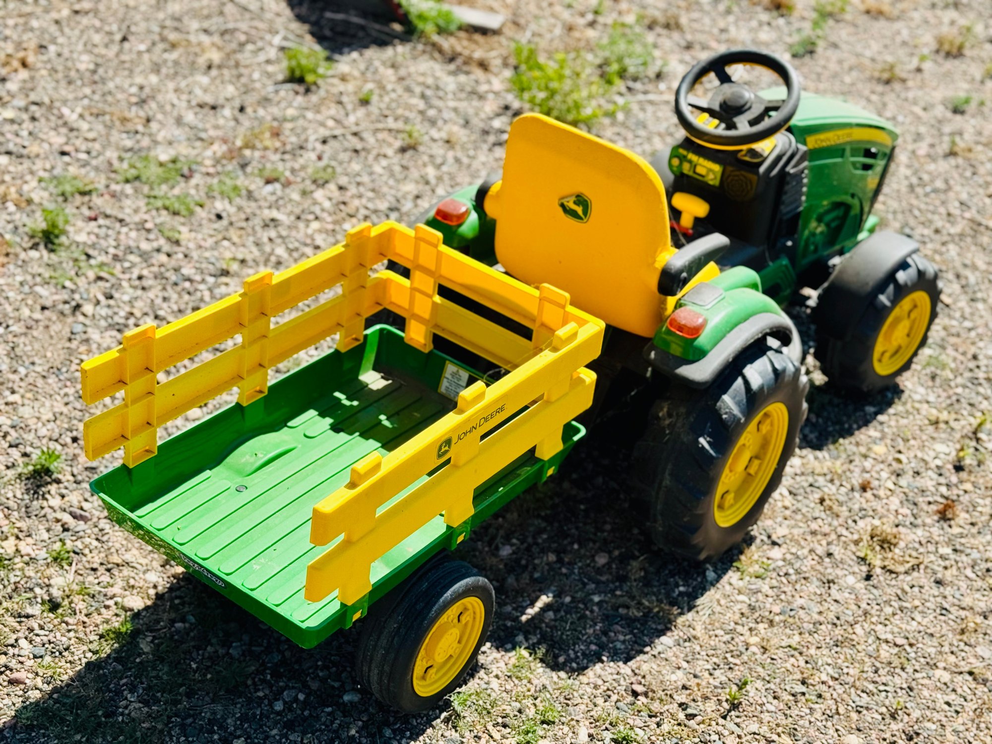 Peg Perego John Deere Ground Force Battery Operated Tractor For Kids ...
