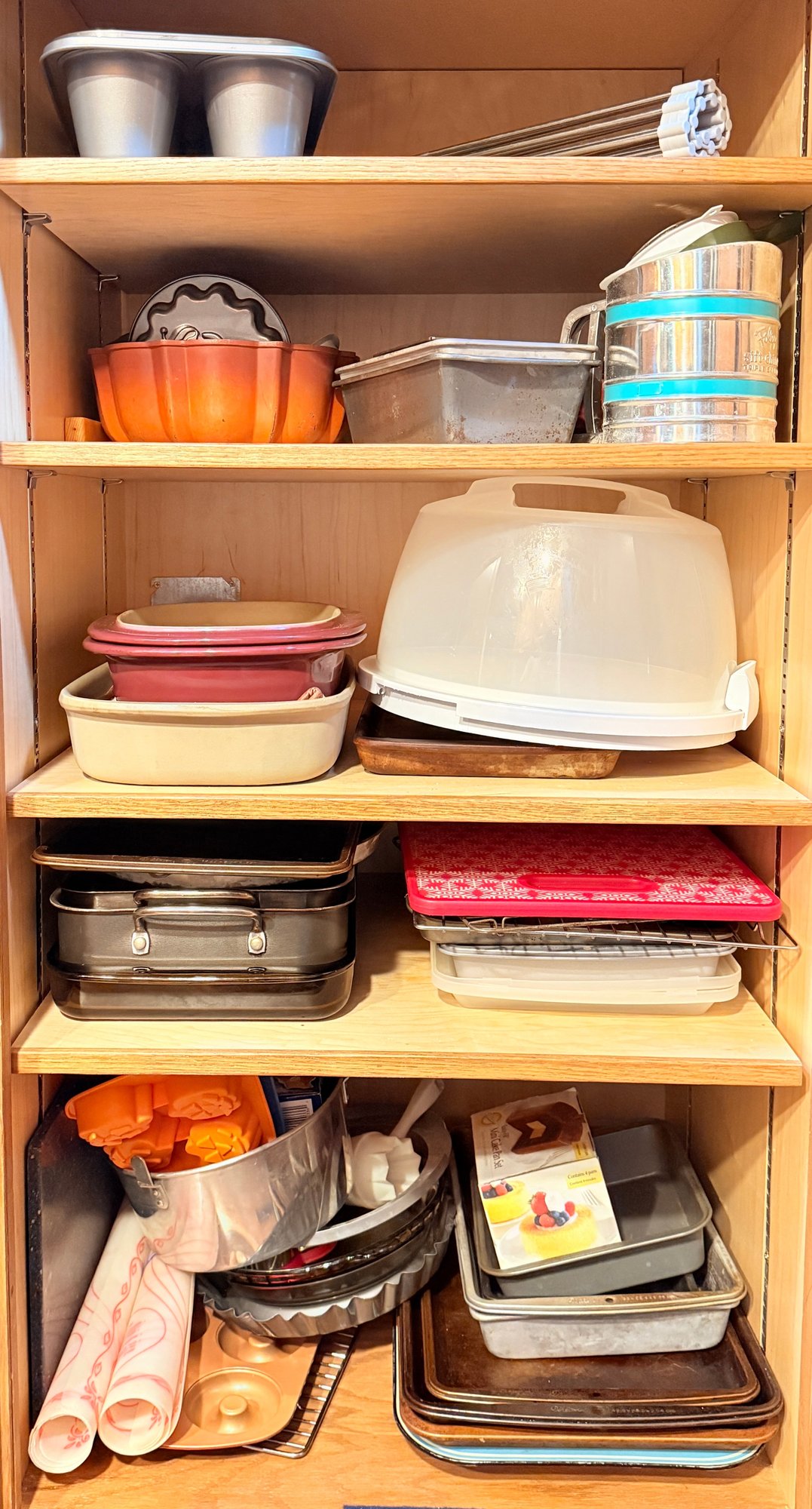 Large Lot Of Baking Utensils Including Lots Of Pans #248256 ...