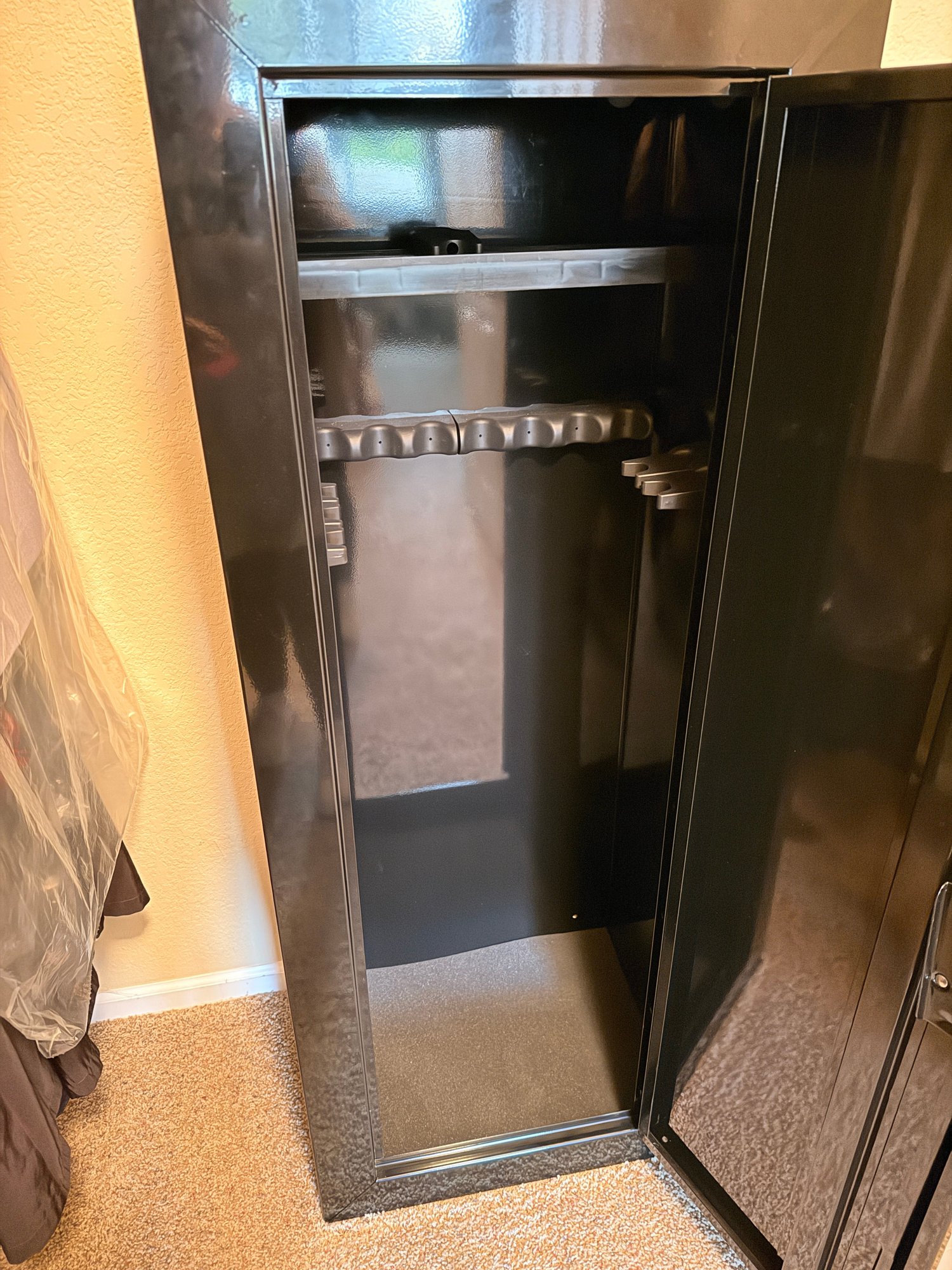 Stack-On Gun Safe With Key #241148 | Auctionninja.com