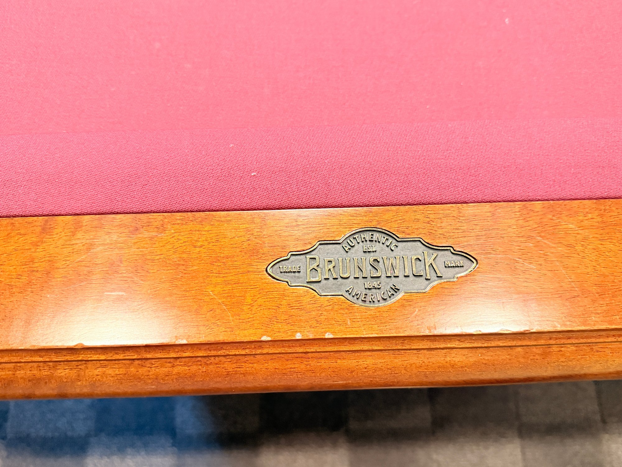 Brunswick European Style Ashbee 9 Ft Pool Table With Billiard Balls ...