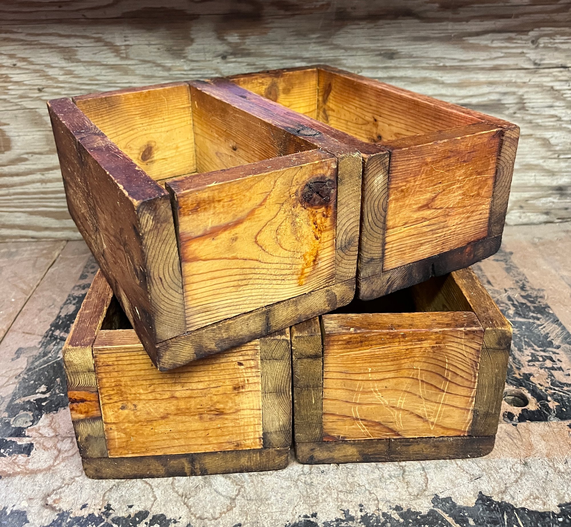 Set Of Four (4) Matching Wood Boxes #203422 | Auctionninja.com