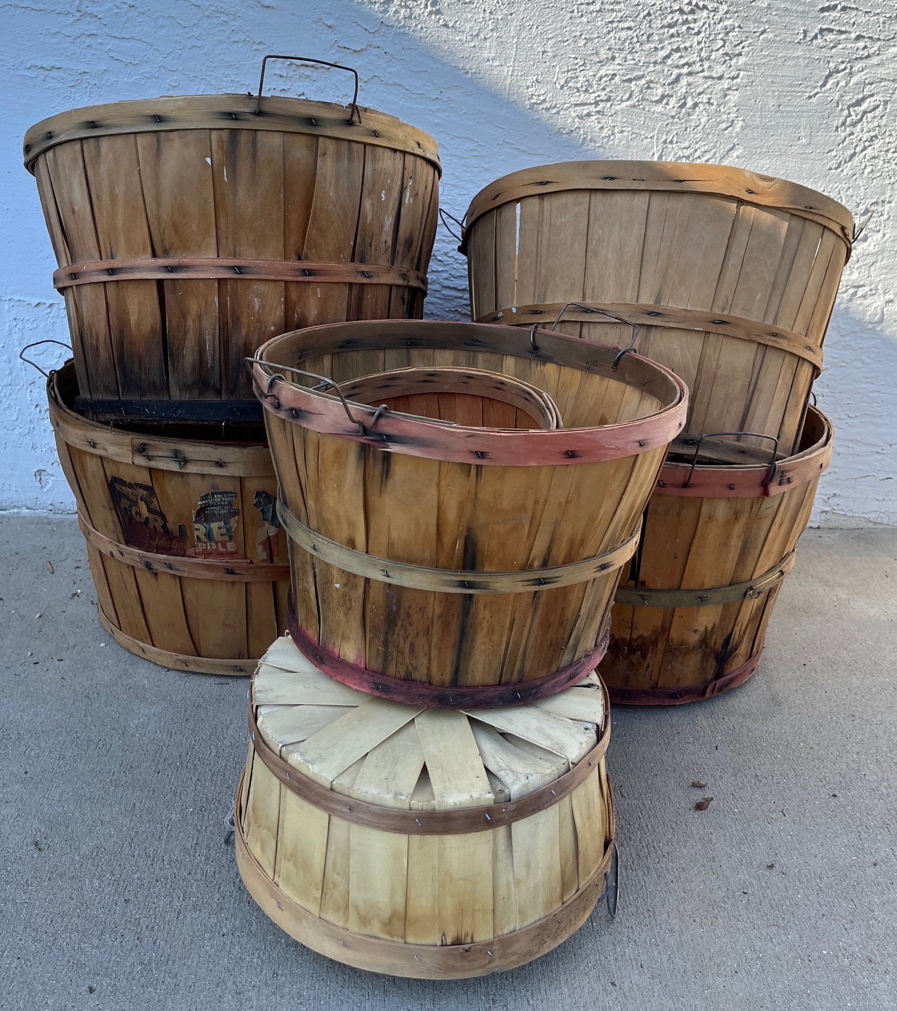 Wooden Bushel Baskets #203440 | Auctionninja.com