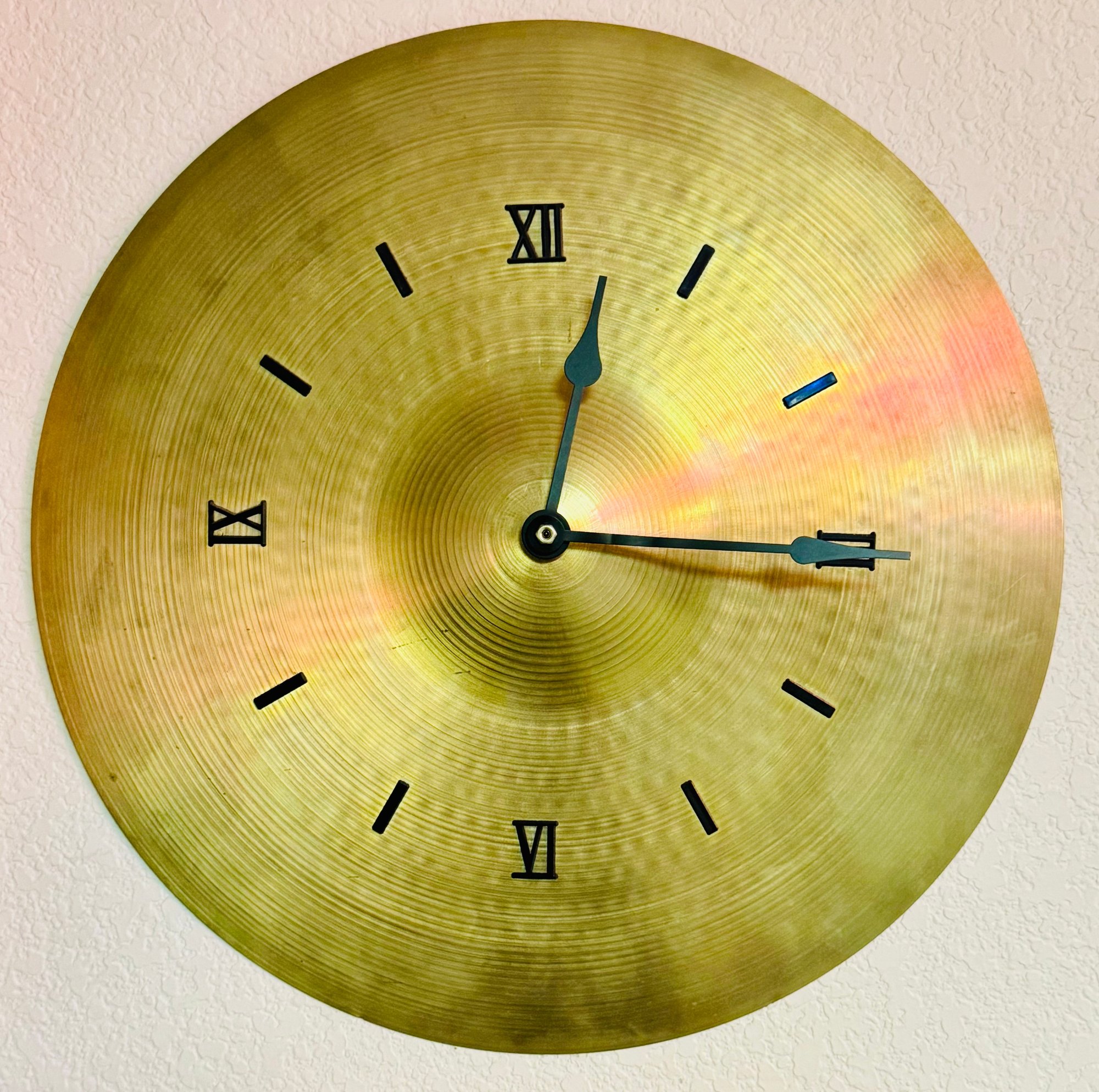 Zildjian Cymbal Battery Operated Wall Clock #252122 | Auctionninja.com
