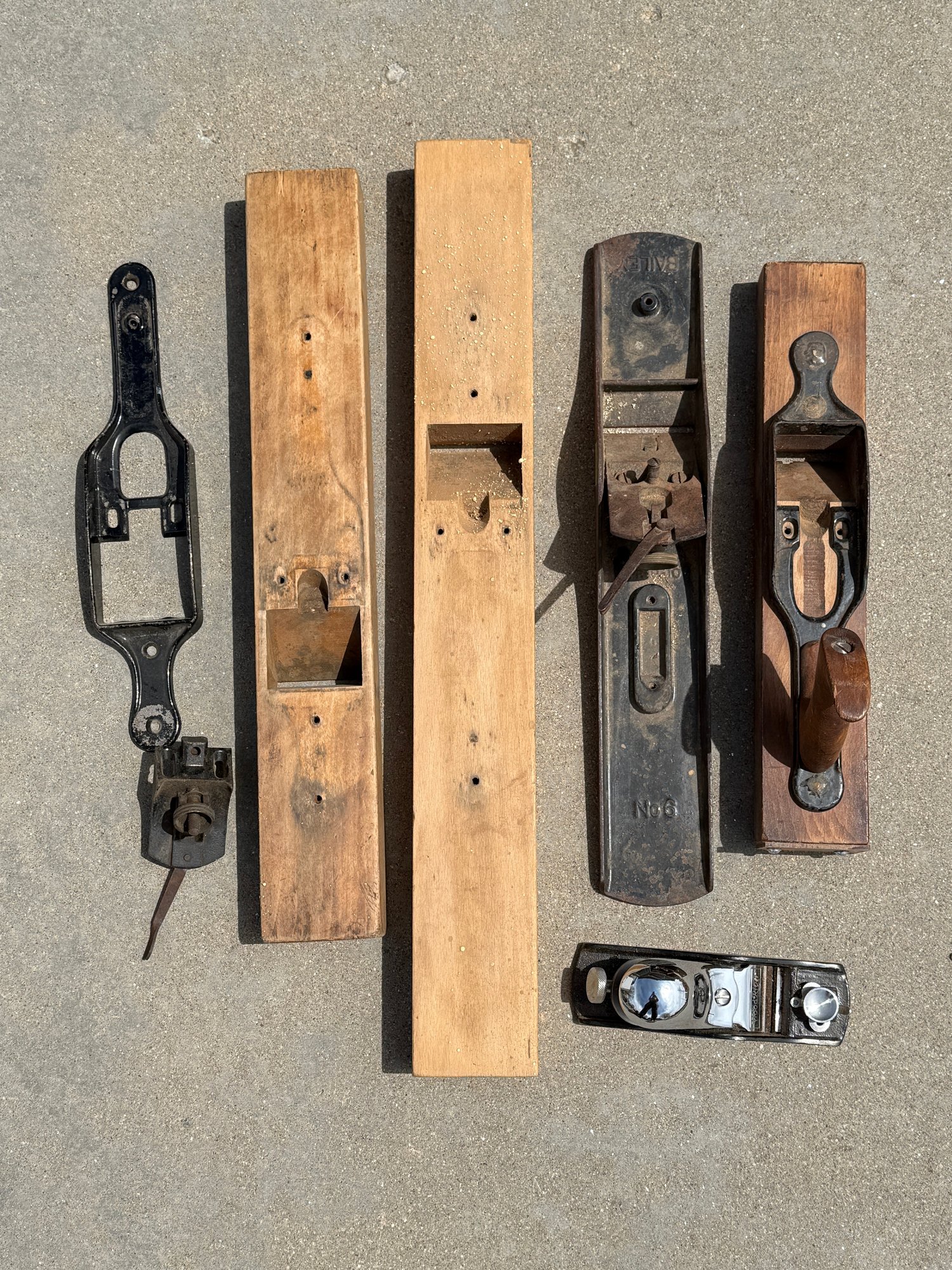 Large Vintage Planes W Some Extra Parts #231220 | Auctionninja.com