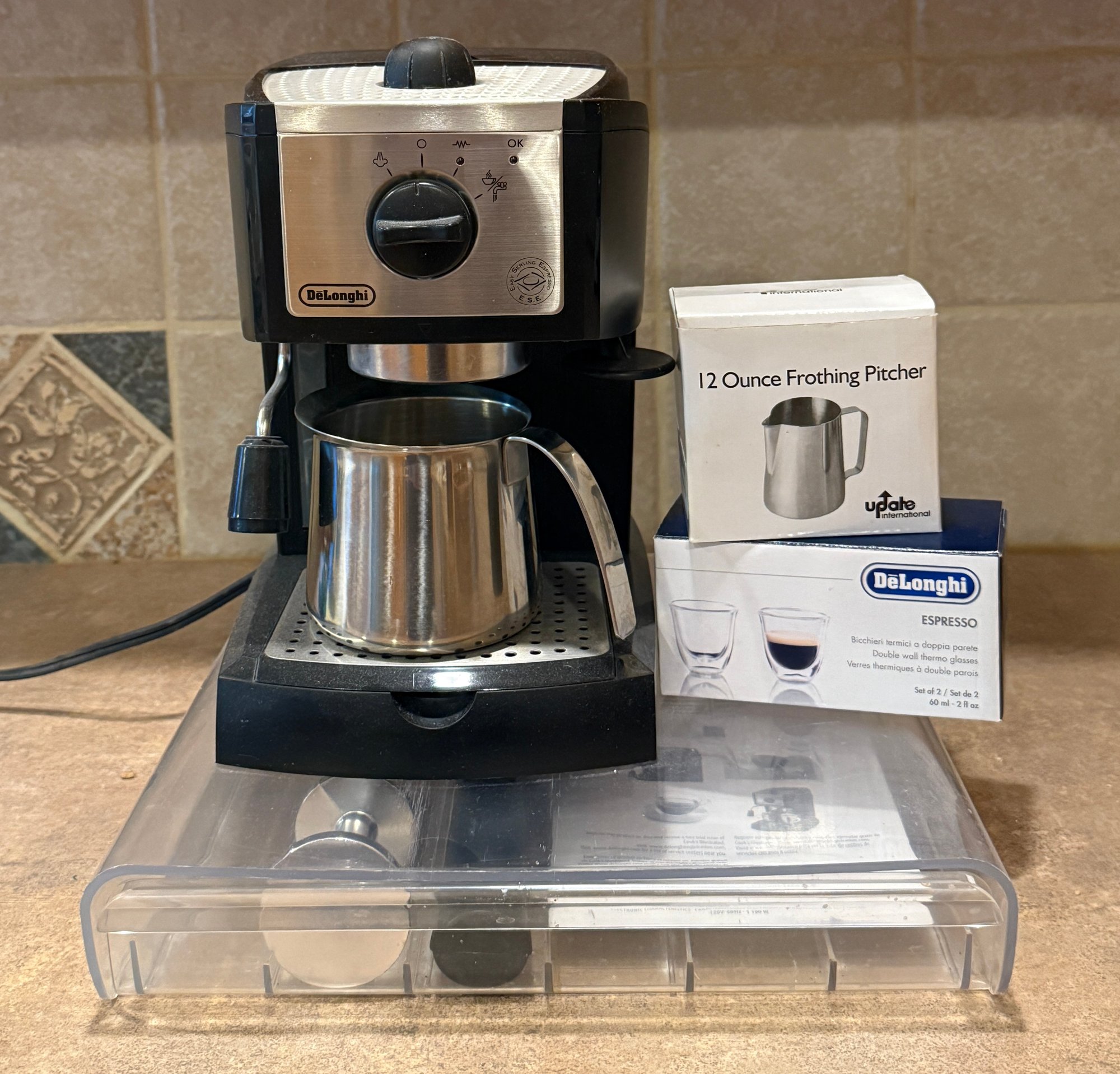DeLonghi Espresso Machine With Frothing Jug, Espresso Glasses, And ...
