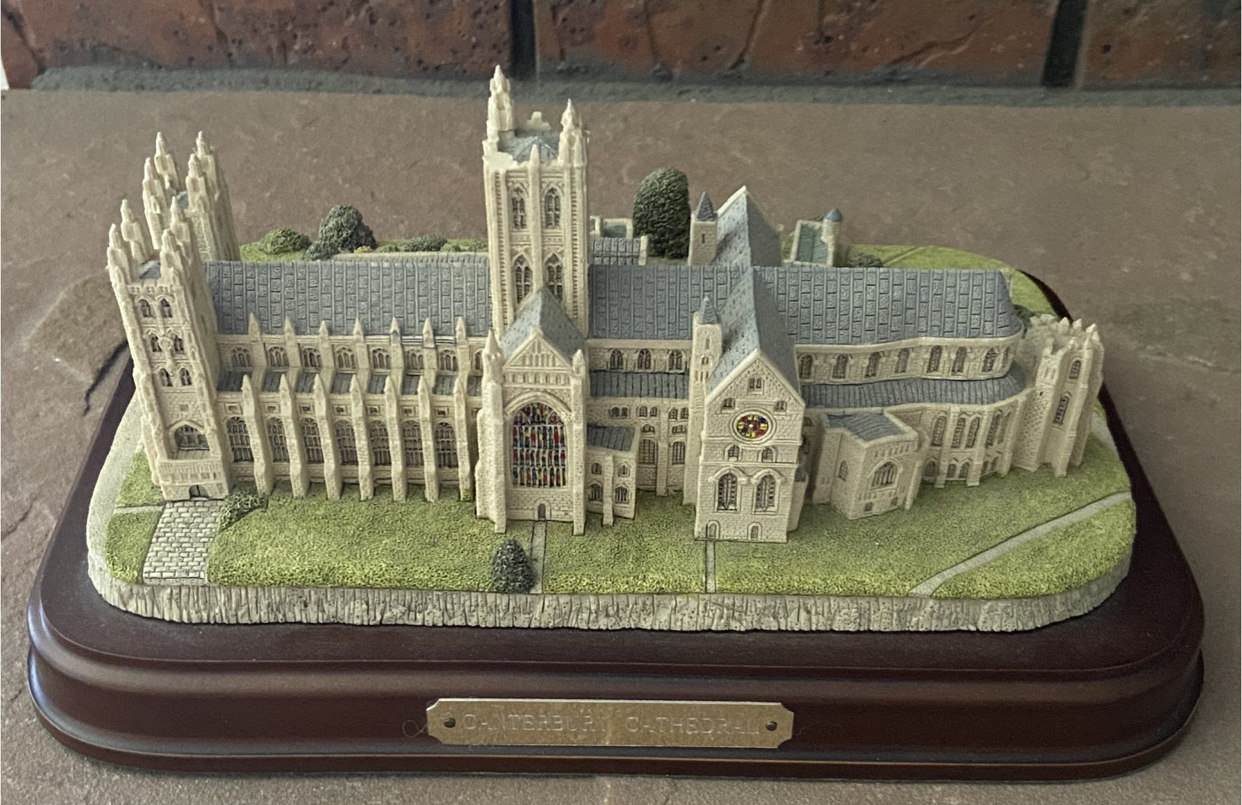 Canterbury Cathedral Model By Fraser Creations #6812 | Auctionninja.com