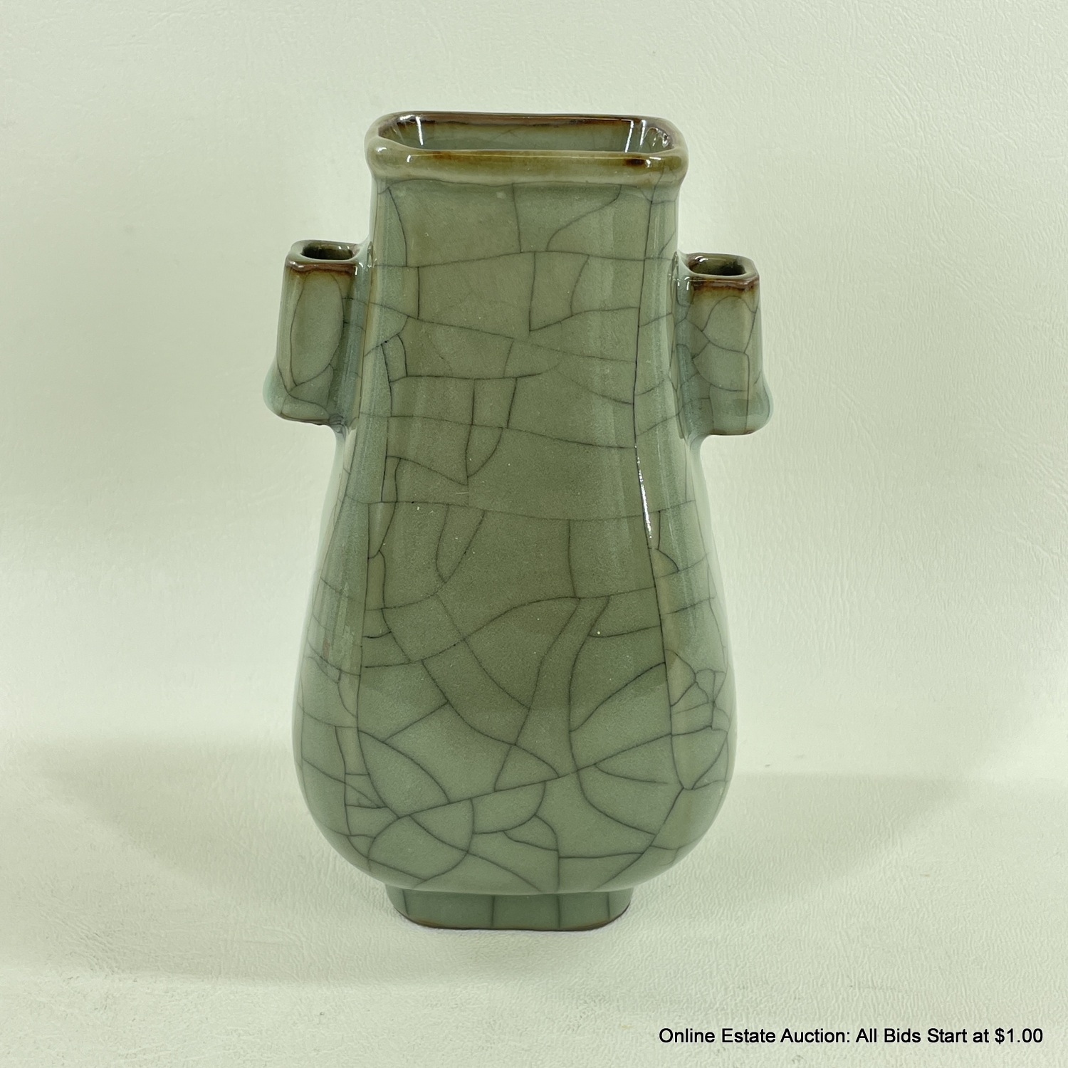 Chinese Guan-ware Vase 6" #27575 | Auctionninja.com