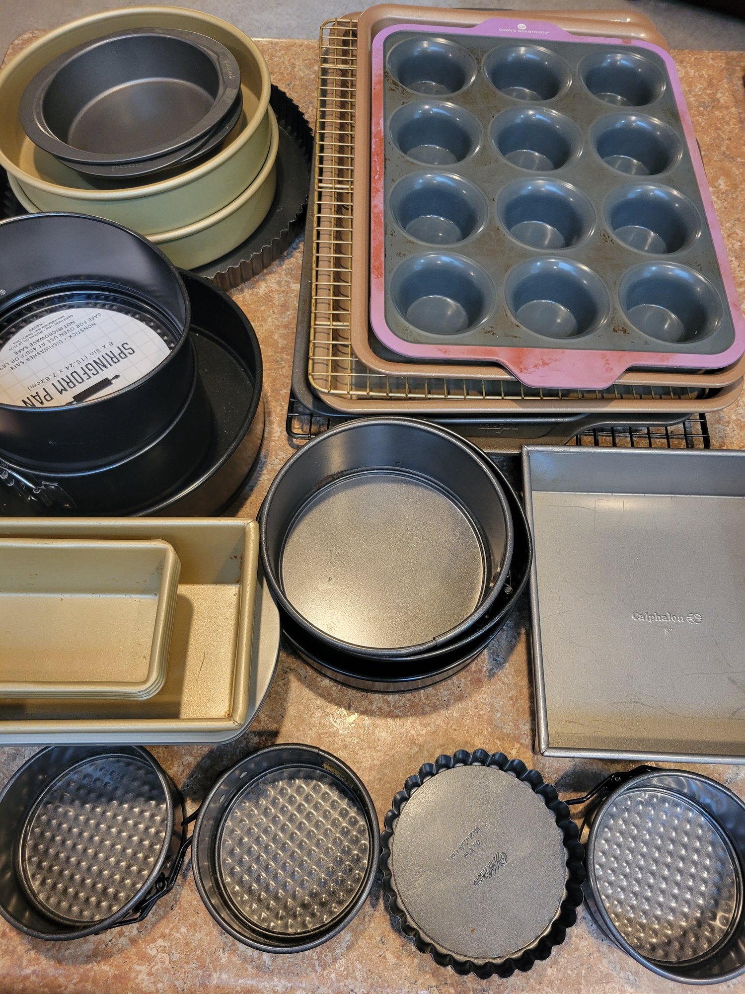 Large Baking & Sheet Pan Lot X 39 #16173 | Auctionninja.com