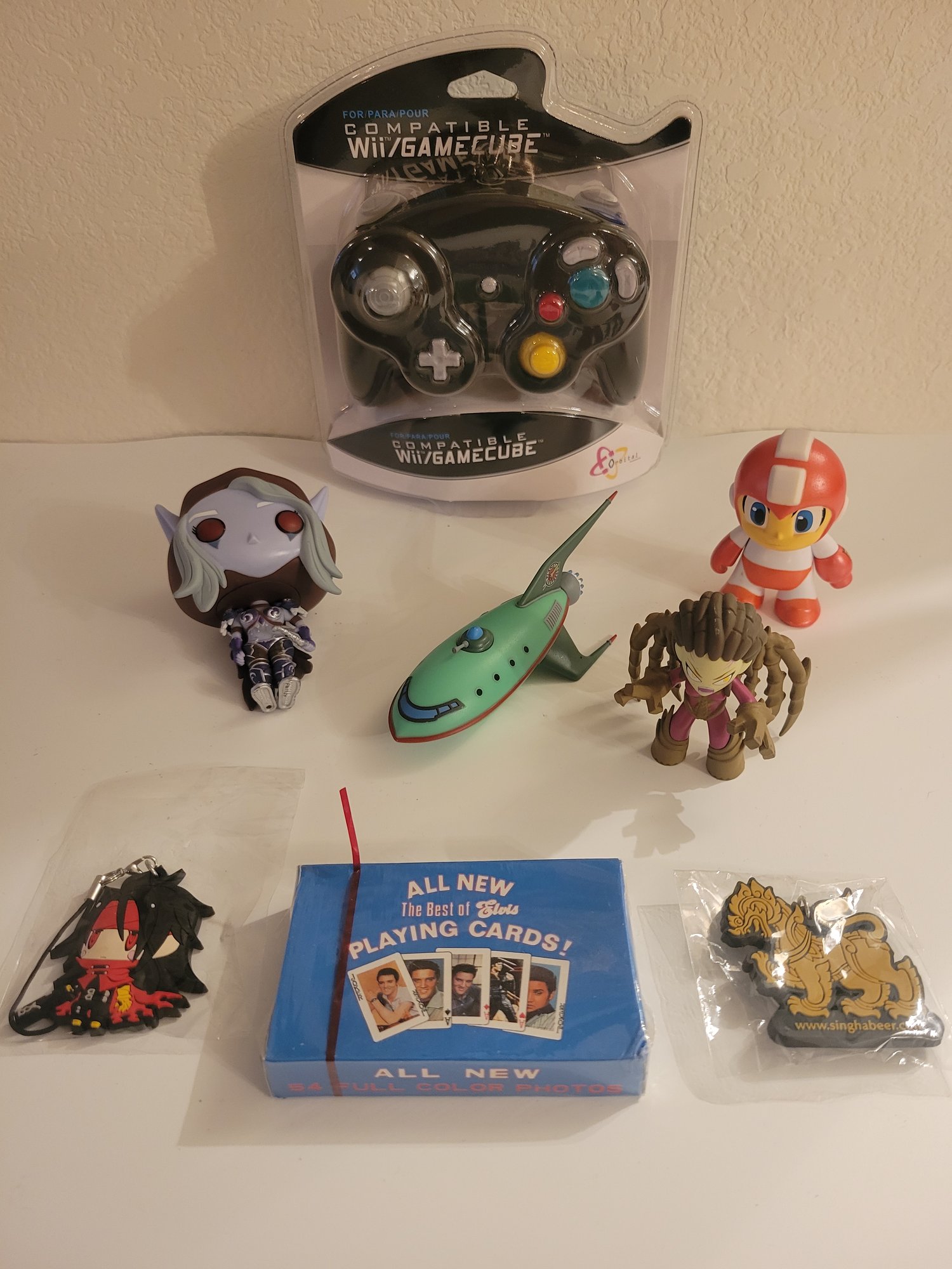 Wii GameCube Figures And More #17138 | Auctionninja.com