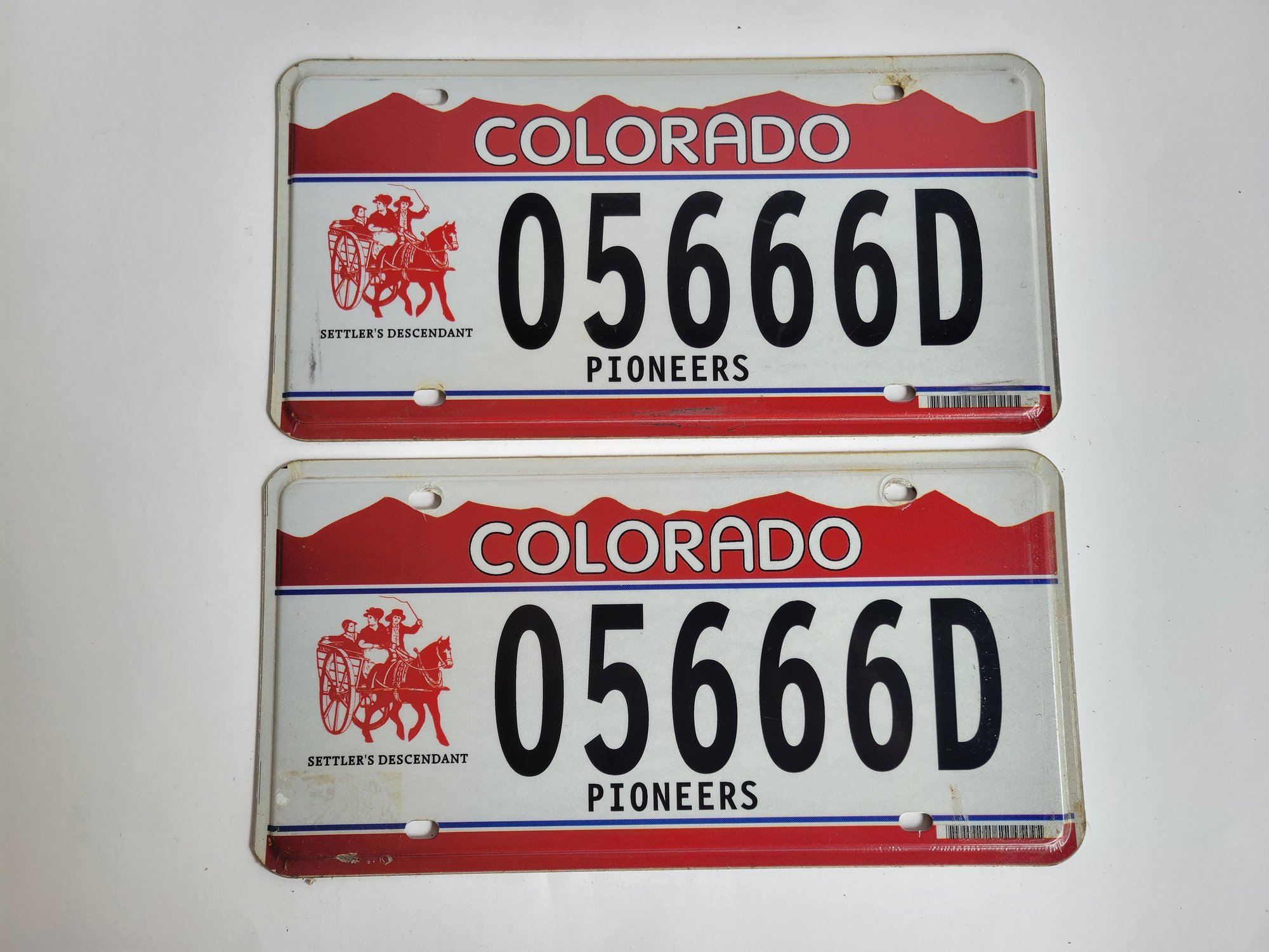 2 Vintage Colorado Pioneers 2 Colorado Collector Vehicle License Plates ...