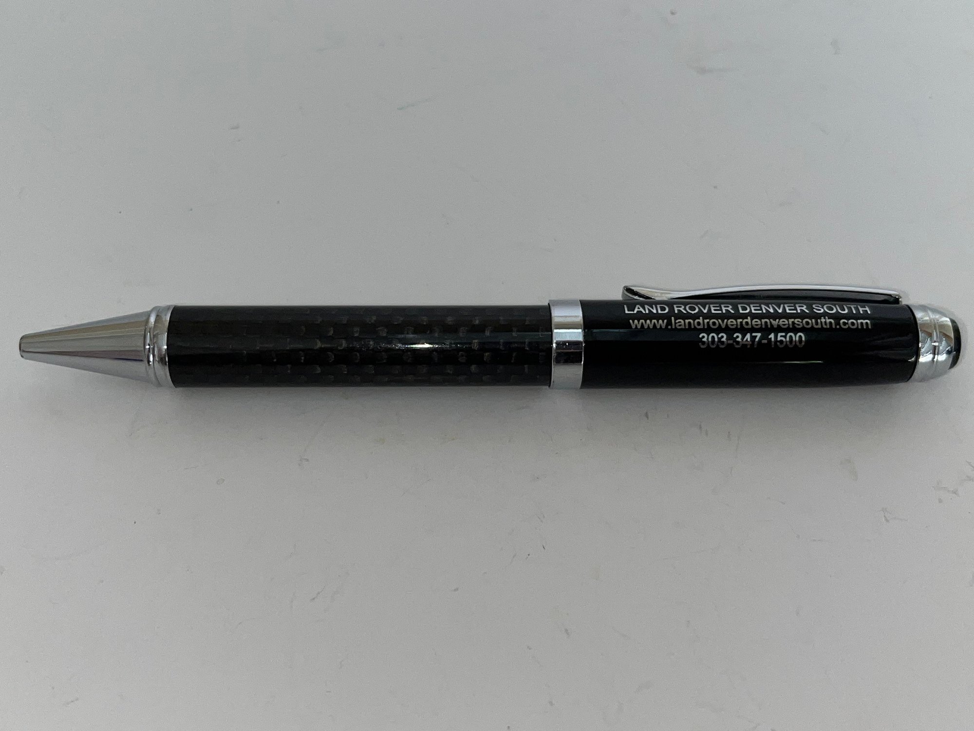 Land Rover Carbon Fiber Pen #26893 | Auctionninja.com