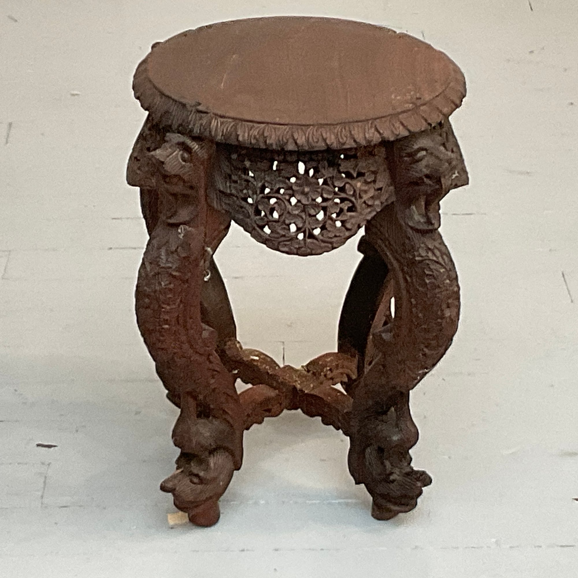#017 Asian Hand Carved Wooden Lion Side Table/ Stand #5043 | Auctionninja.com