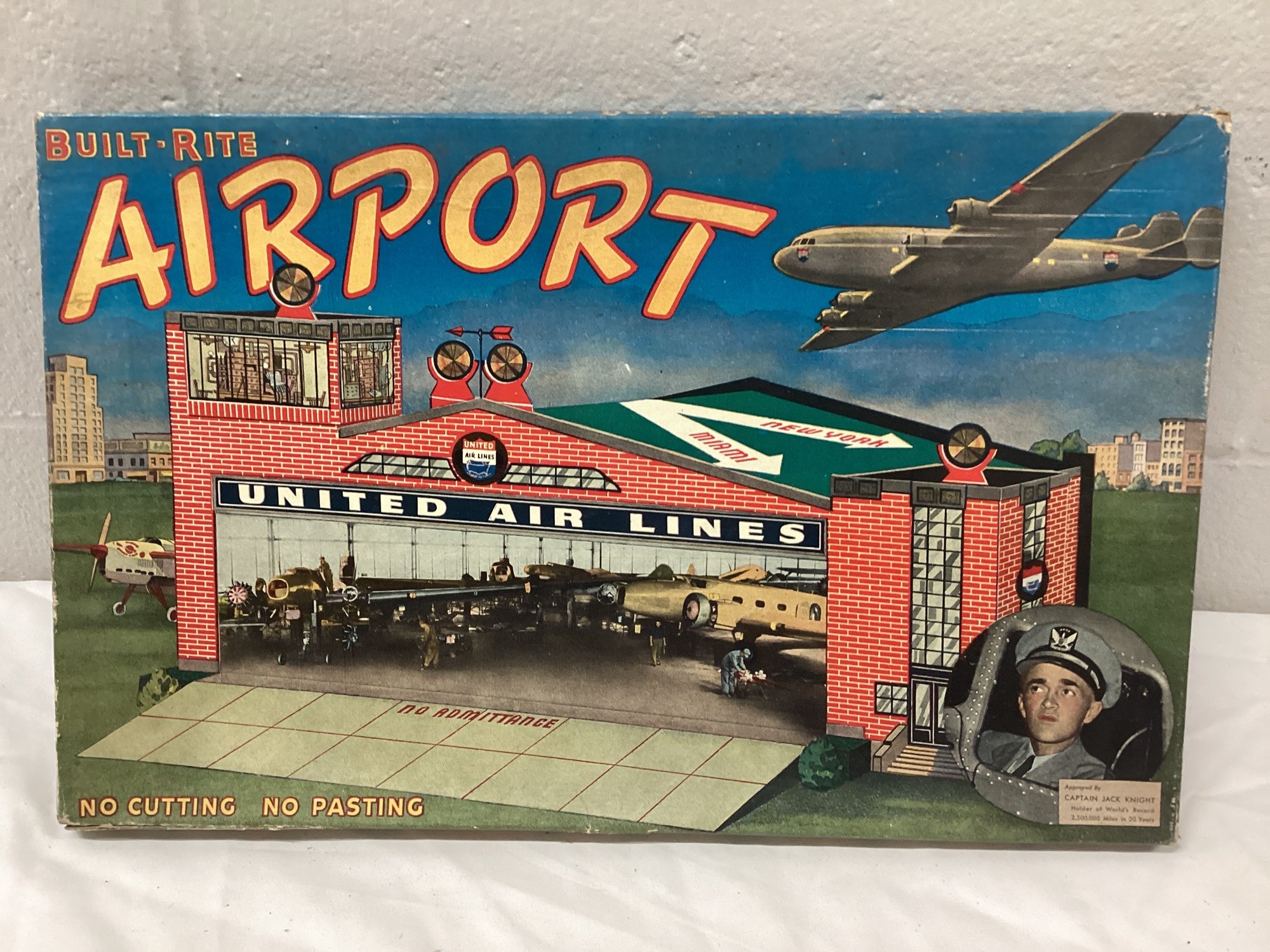 Warren Paper Products Built-Rite United Airlines Airport Playset No 26 ...