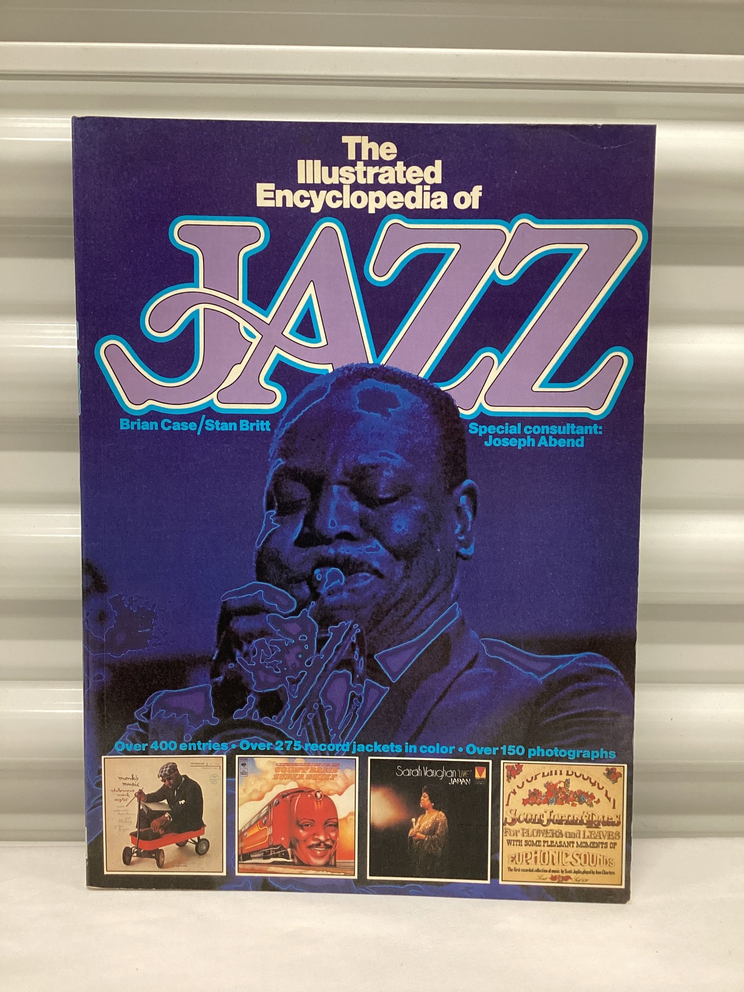 1978 Illustrated Encyclopedia Of Jazz #8277 | Auctionninja.com