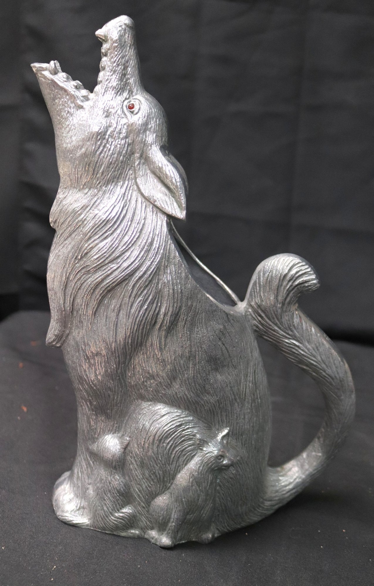 Vintage Arthur Court Aluminum Howling Wolf Pitcher/bottle Holder ...