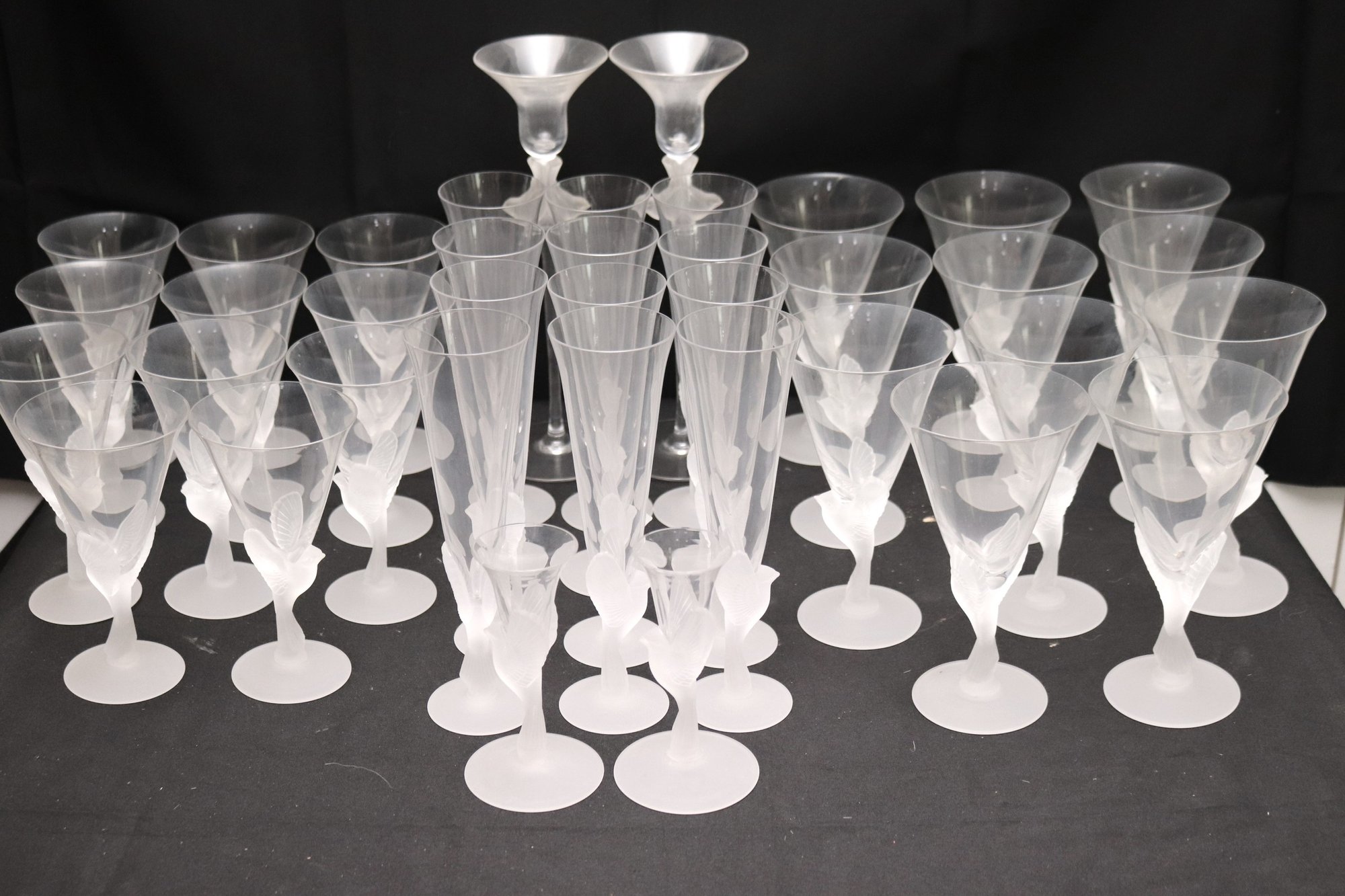 Set Of Assorted Sized Frosted Glass Stemware #57880 | Auctionninja.com