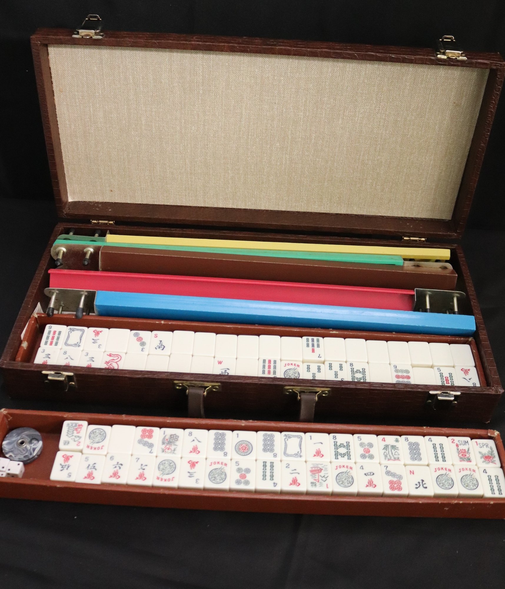 Vintage Mahjong By Cardinal Industries, Set Includes 152 Tiles As ...