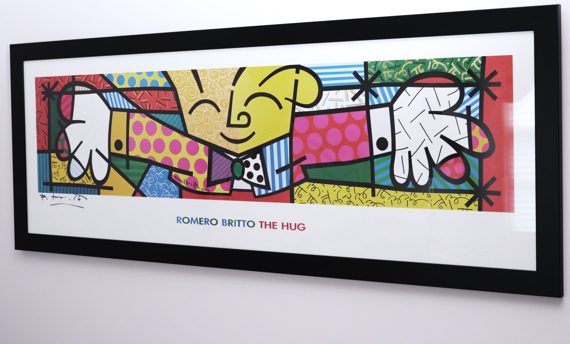 Romero Britto, The Hug, Vintage Framed Poster. #51459 | Auctionninja.com