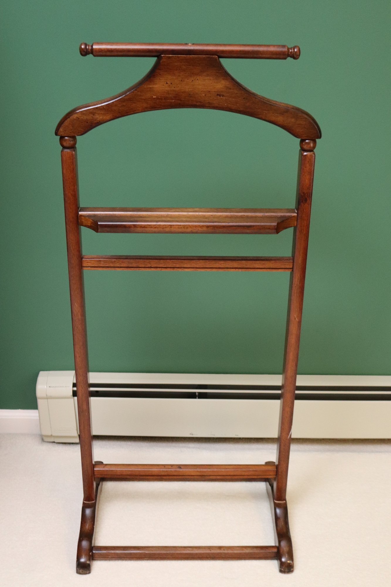 Vintage Solid Wood Coat Butler/ Valet Stand #54334 | Auctionninja.com